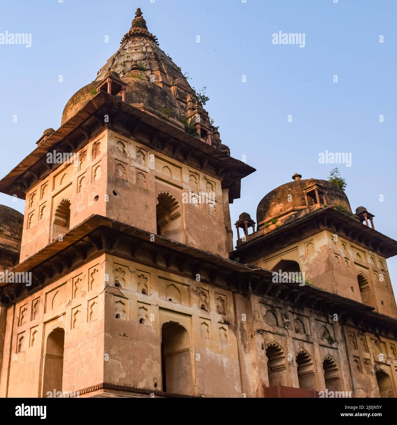 Morning View of Royal Cenotaphs (Chhatris) of Orchha, Madhya Pradesh ...