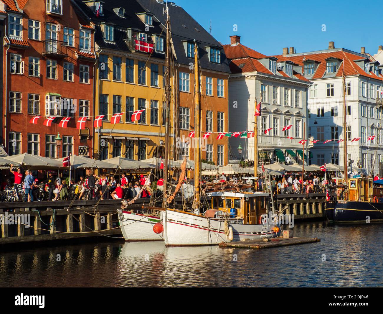 New Harbour, Copenhagen, Denmark - July 2021: View of Nyhavn canal with ...