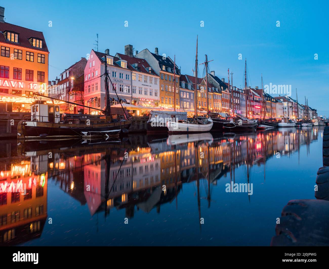 Nyhavn (New Harbour), Copenhagen, Denmark - 14 JMay 2019: View of ...