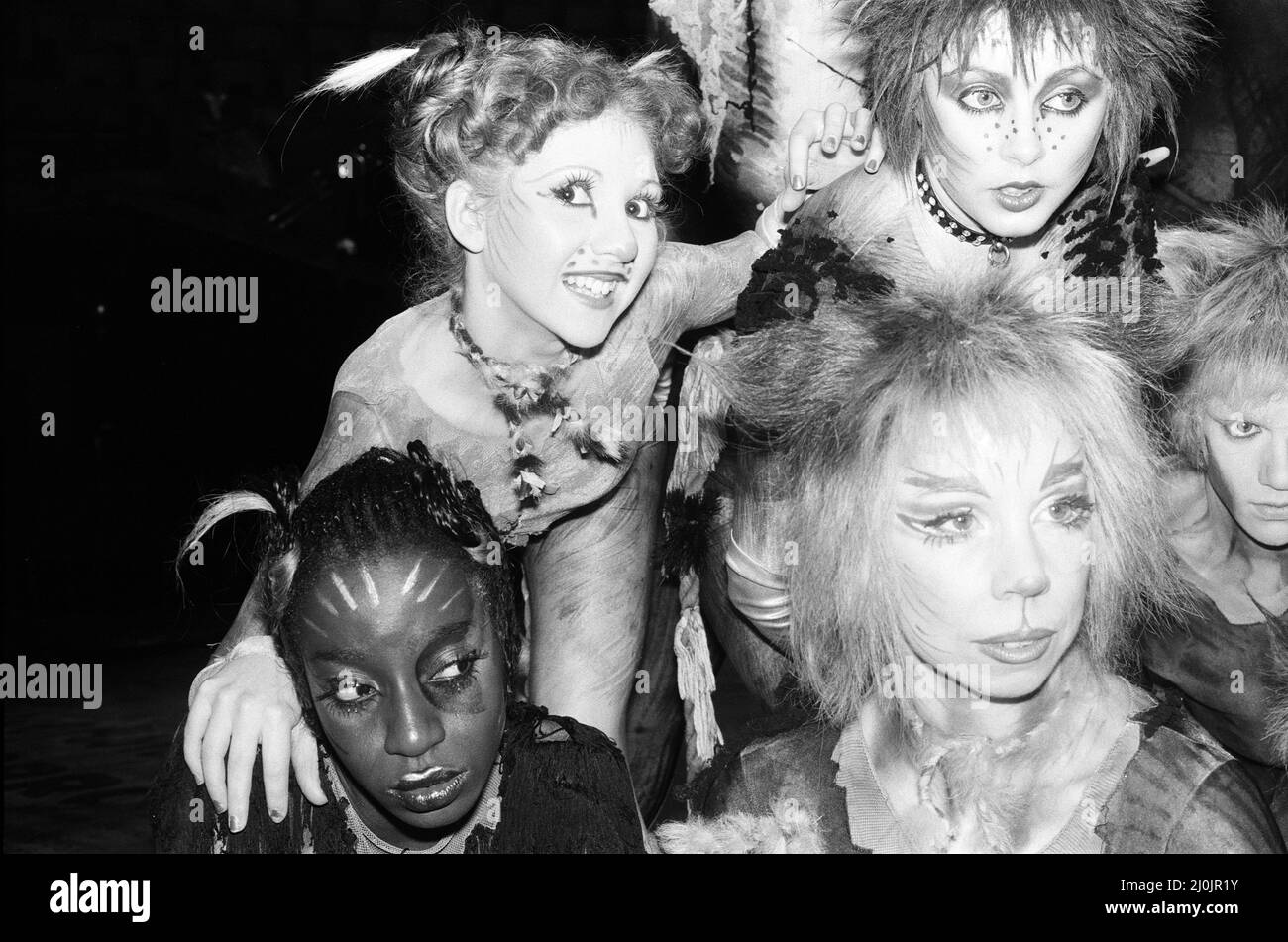 Cast members of Cats, musical based on T. S. Eliot 1939 poetry book Old ...