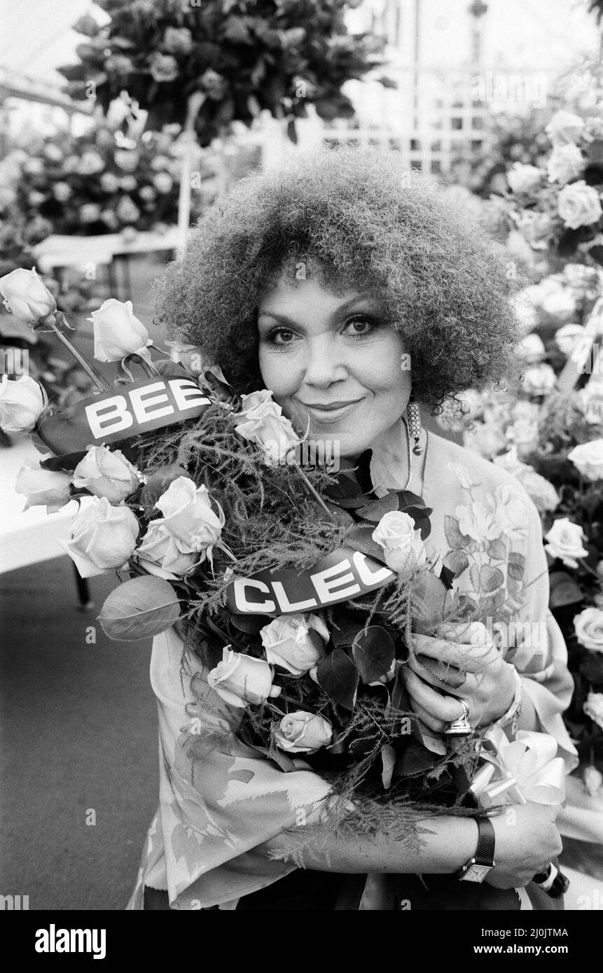 Singer Cleo Laine at the Chelsea Flower Show. 18th May 1981 Stock Photo ...