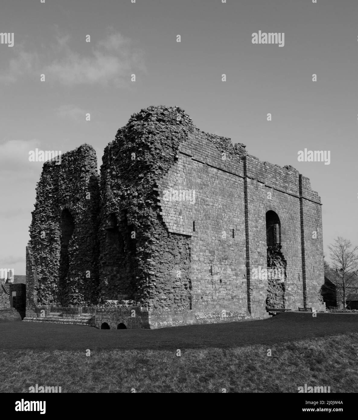 Medieval Bowes Castle in County Durham Stock Photo - Alamy