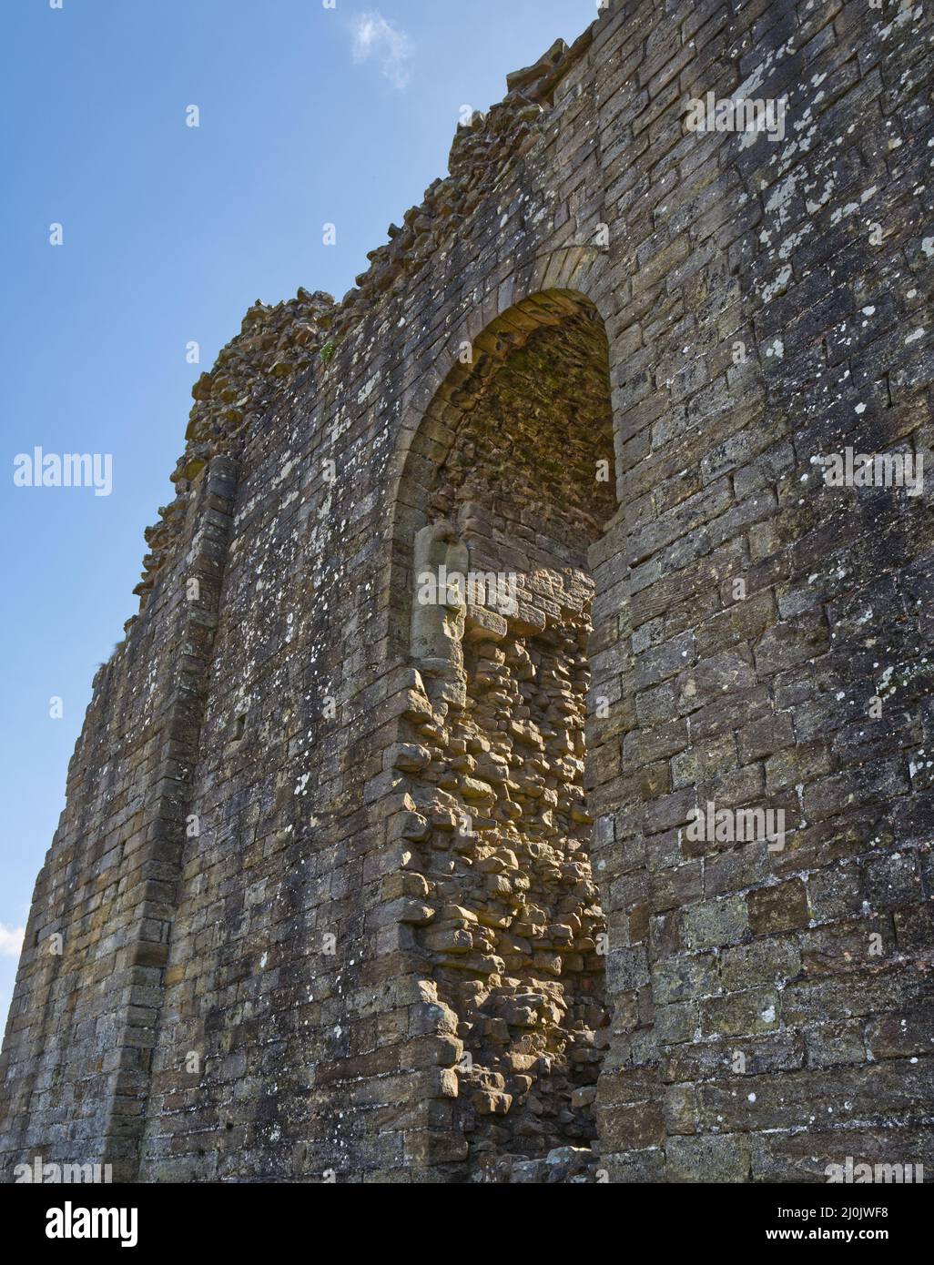 Medieval Bowes Castle in County Durham Stock Photo - Alamy