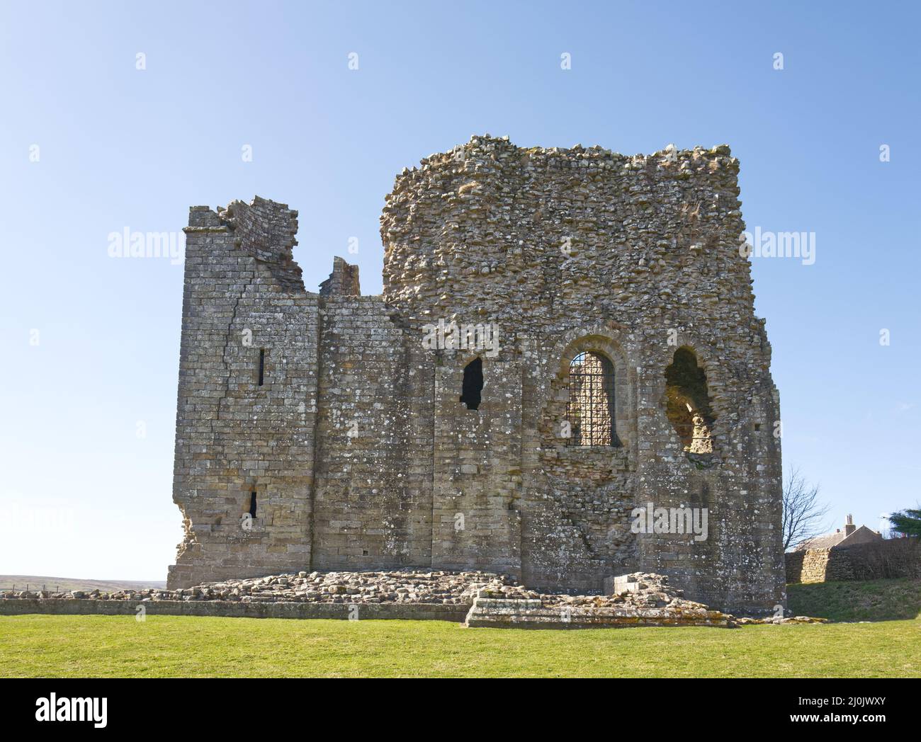 Medieval Bowes Castle in County Durham Stock Photo - Alamy