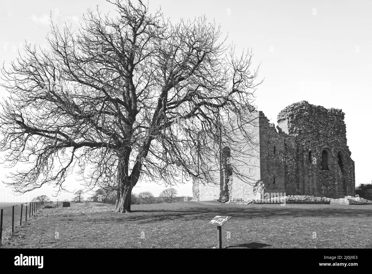 Medieval Bowes Castle in County Durham Stock Photo - Alamy