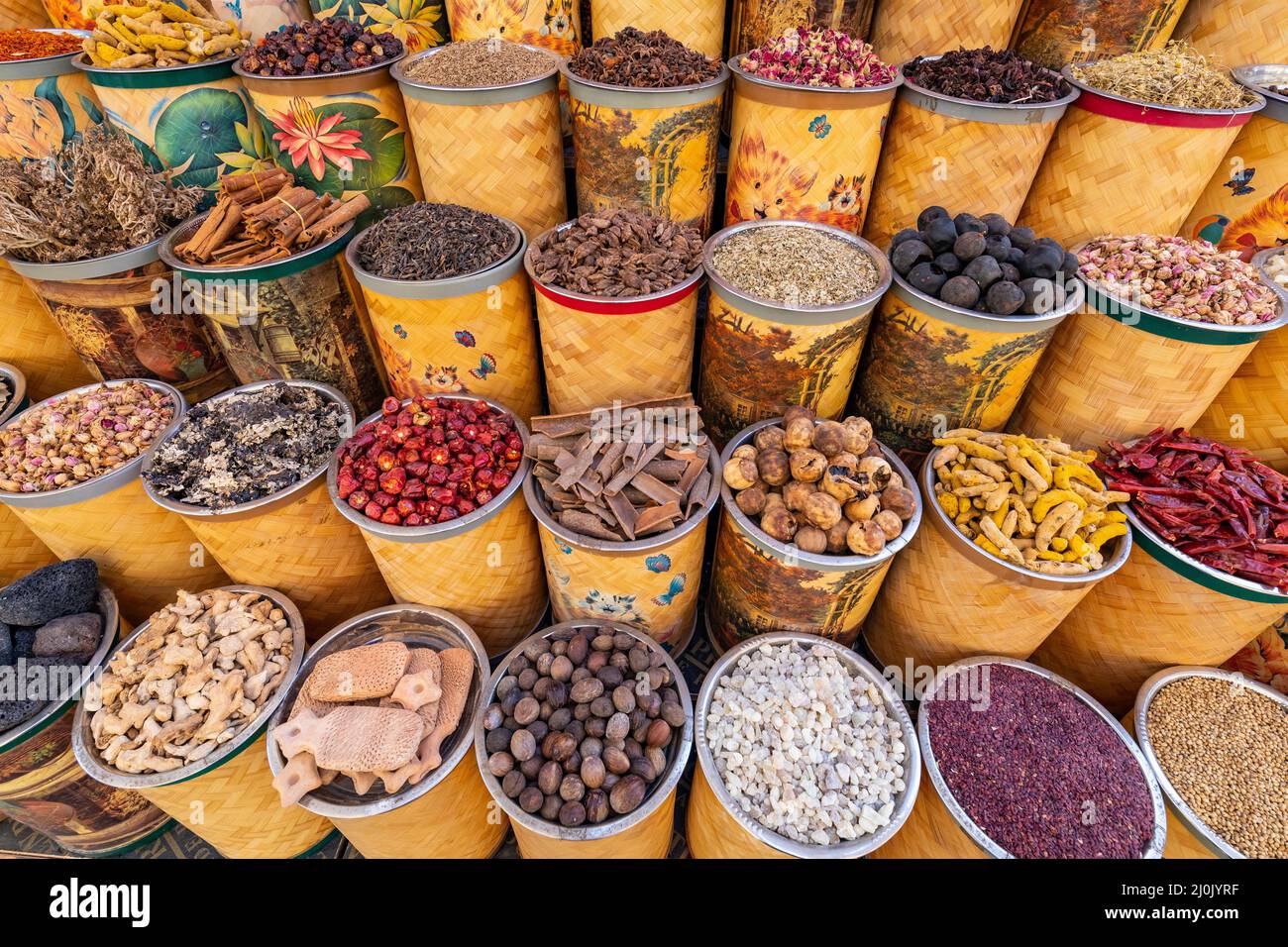 Dubai Spice Souk. Traditional bazaar in Dubai, United Arab Emirates ...