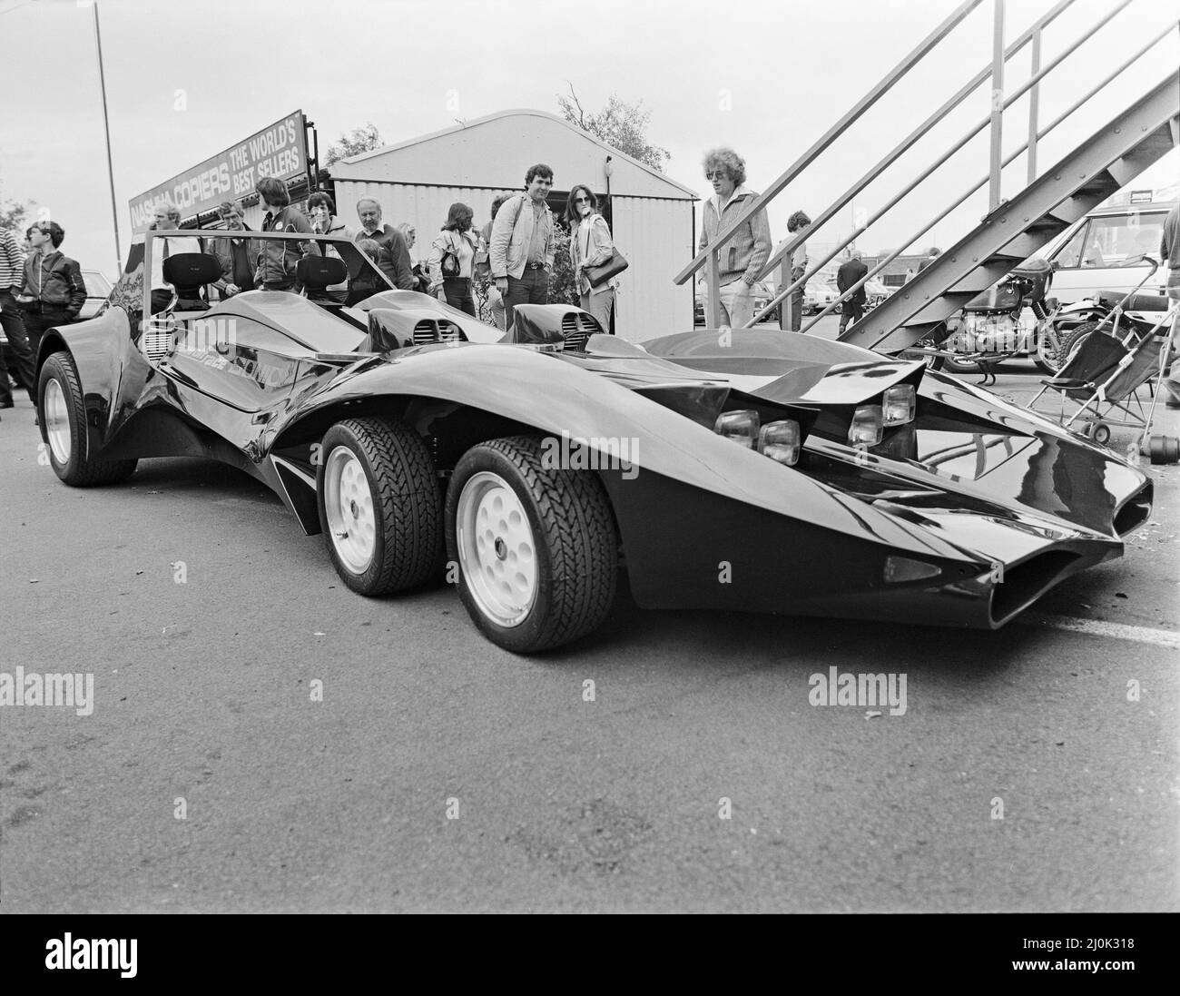 The Wolfrace Sonic Six wheeled supercar . The Sonic was the brainchild ...