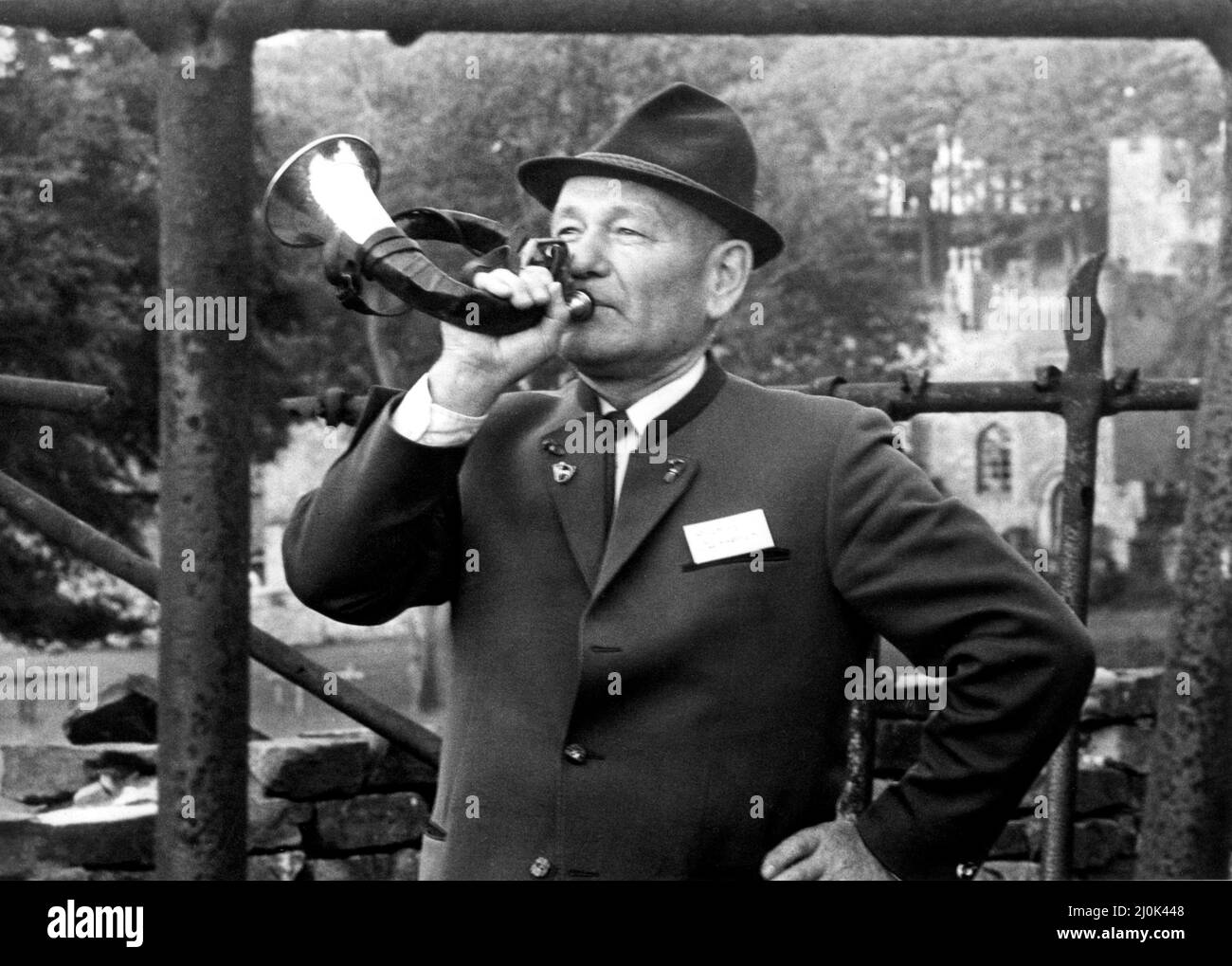 Former German soldier Alwin Martens plays the 'Last Horn' in memory of ...
