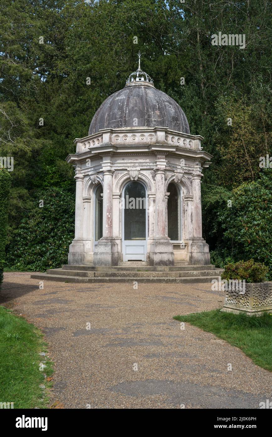 Grecian temple hi-res stock photography and images - Alamy