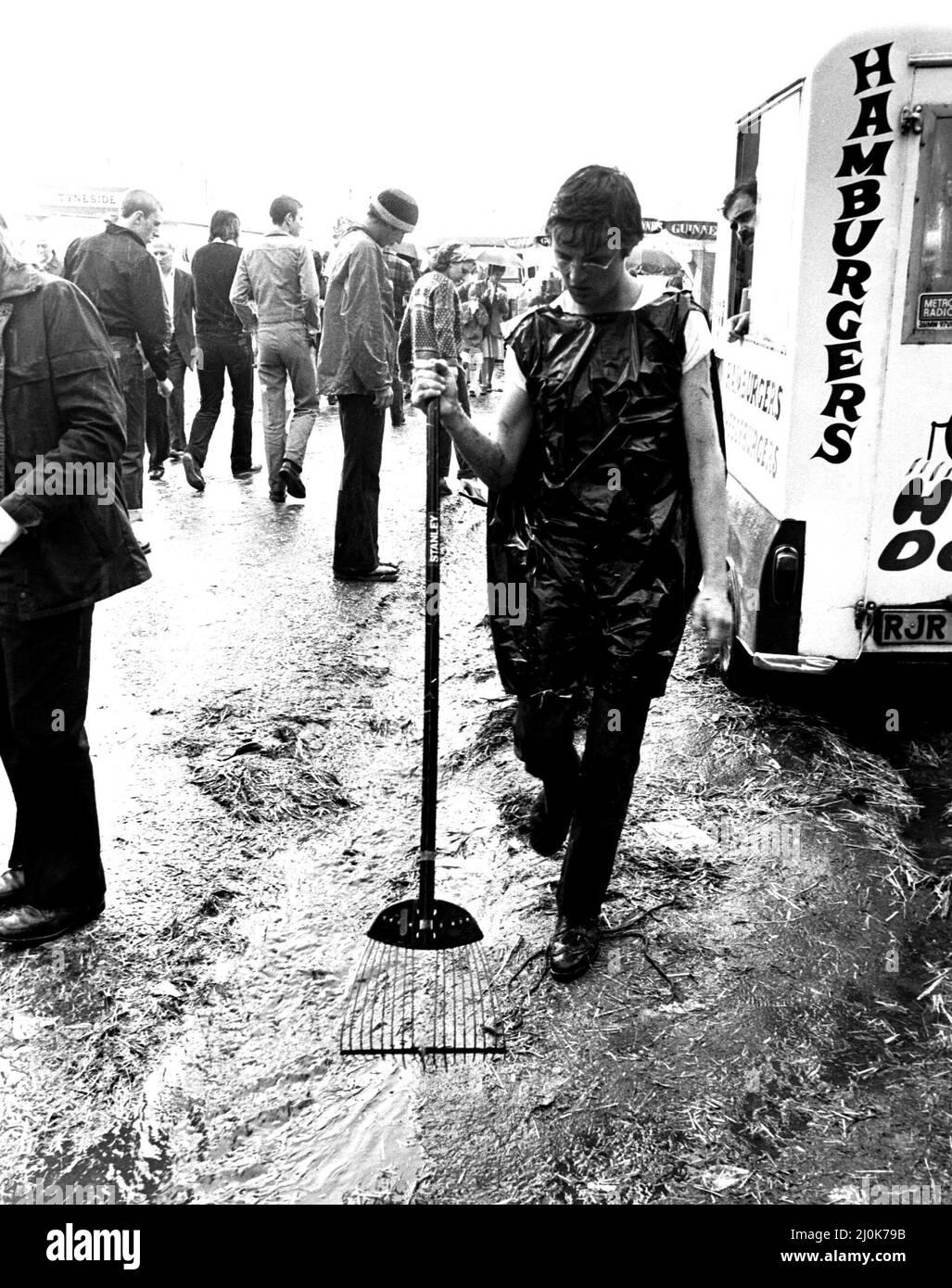 Rain on van Black and White Stock Photos & Images - Alamy