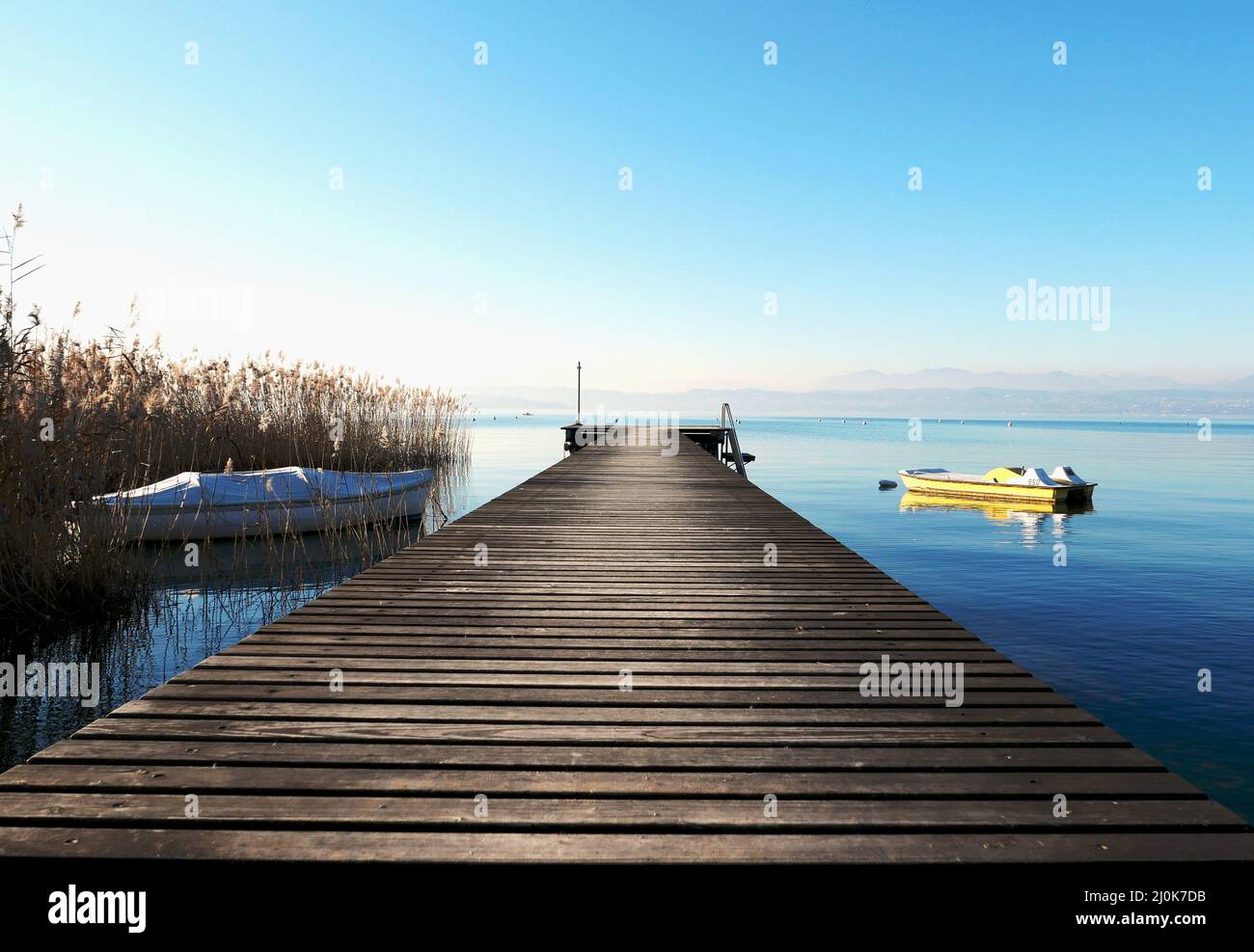 Pontile hi-res stock photography and images - Alamy