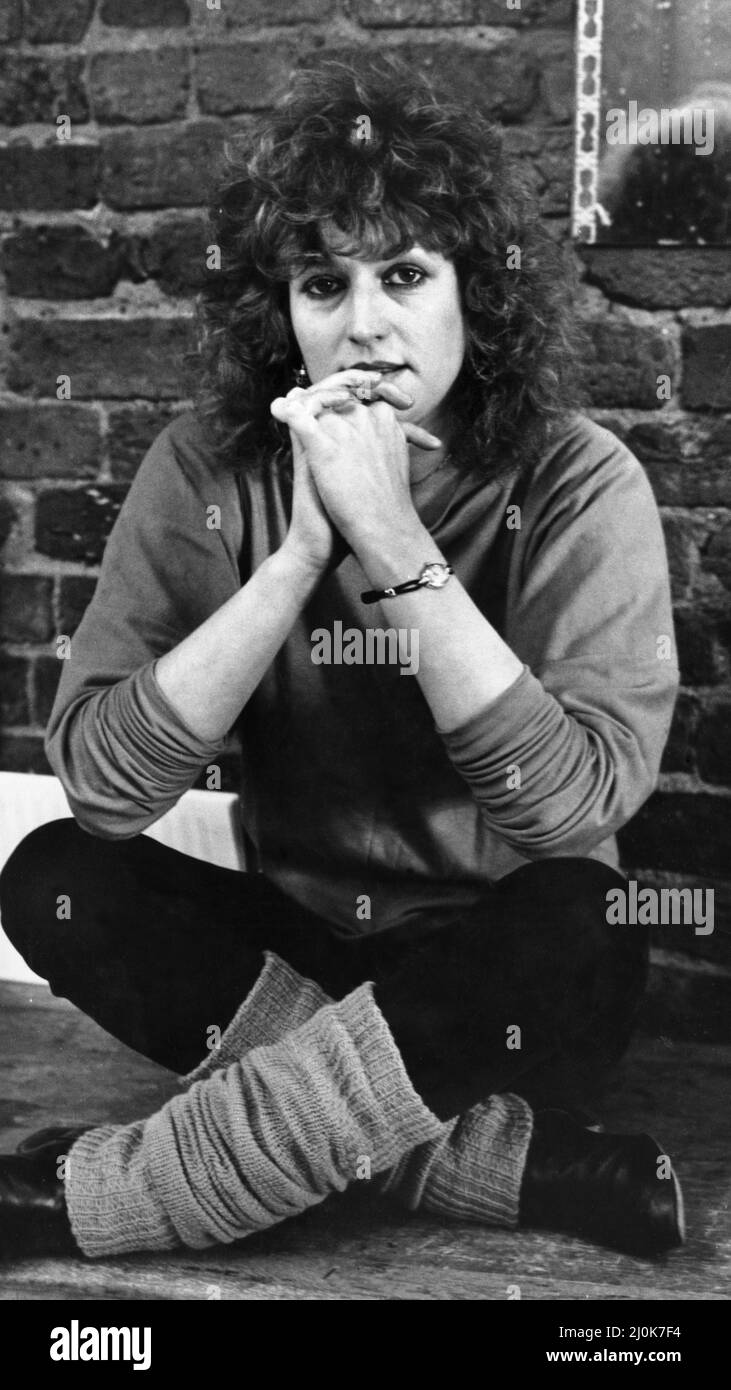 Scottish singer and actress Barbara Dickson photographed at home ...