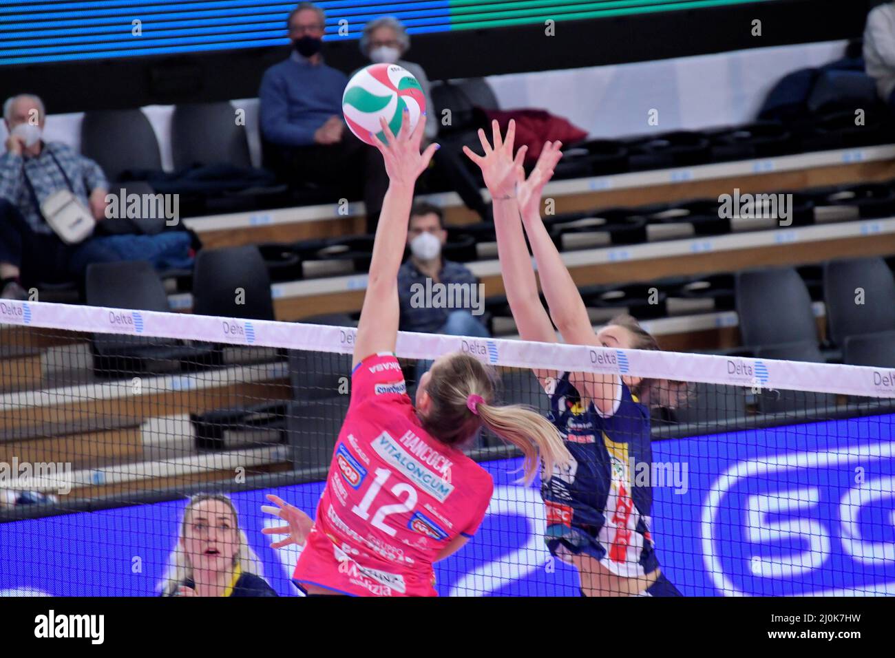 Micha hancock volleyball hi-res stock photography and images - Alamy