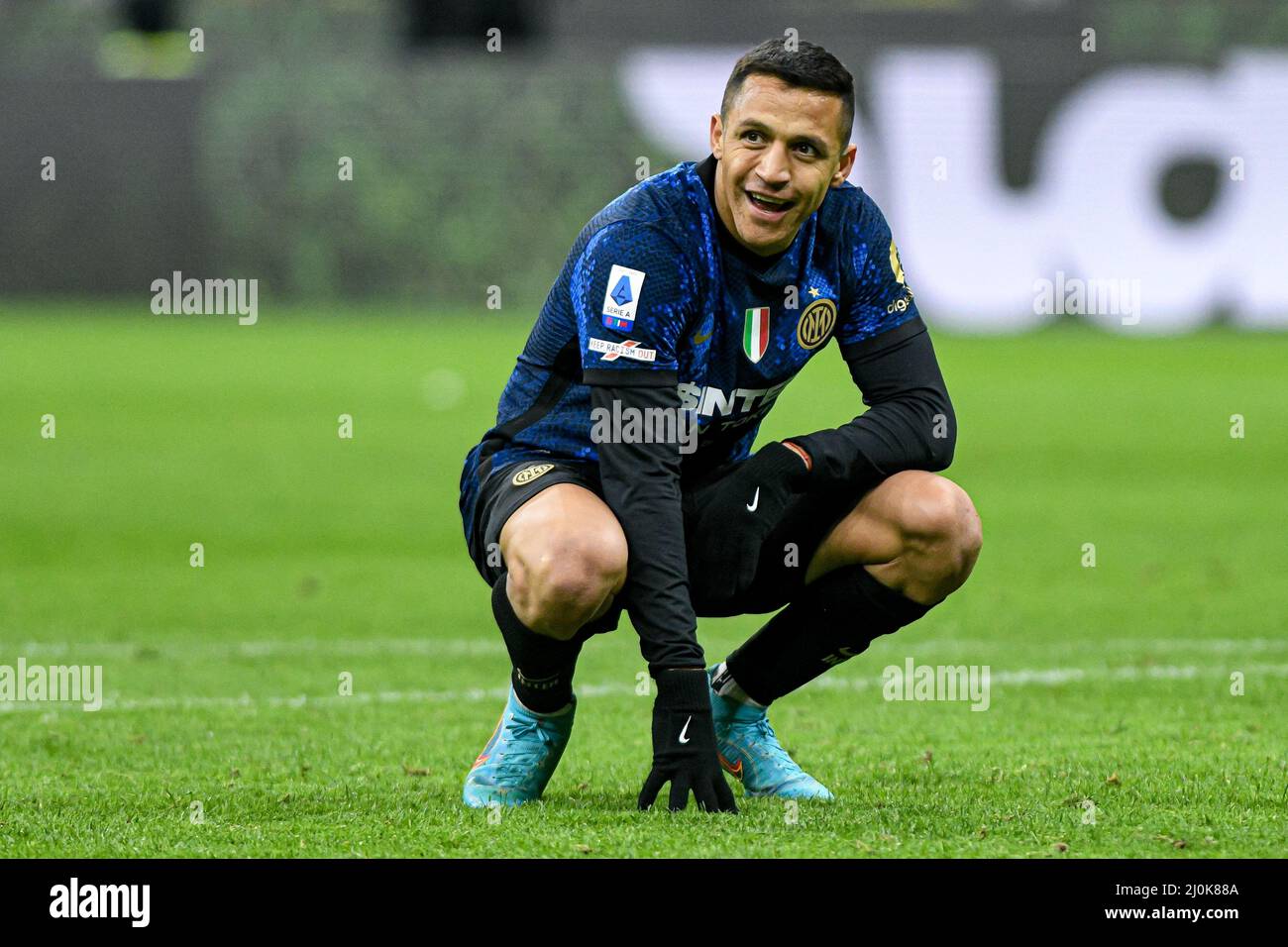 Alexis sánchez inter hi-res stock photography and images - Alamy