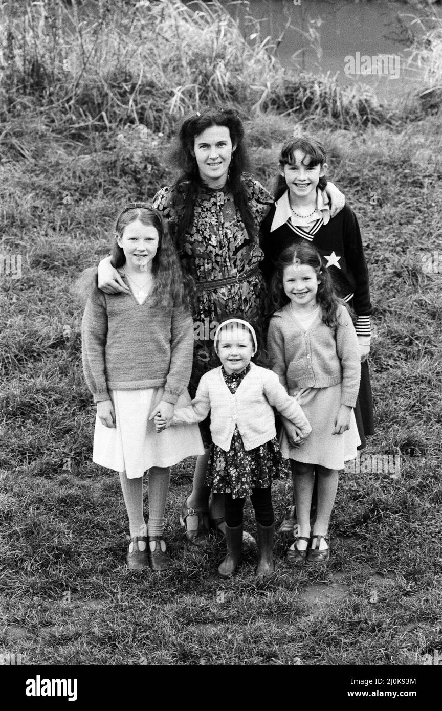 Campaigner Victoria Gillick with some of her children. 22nd November ...