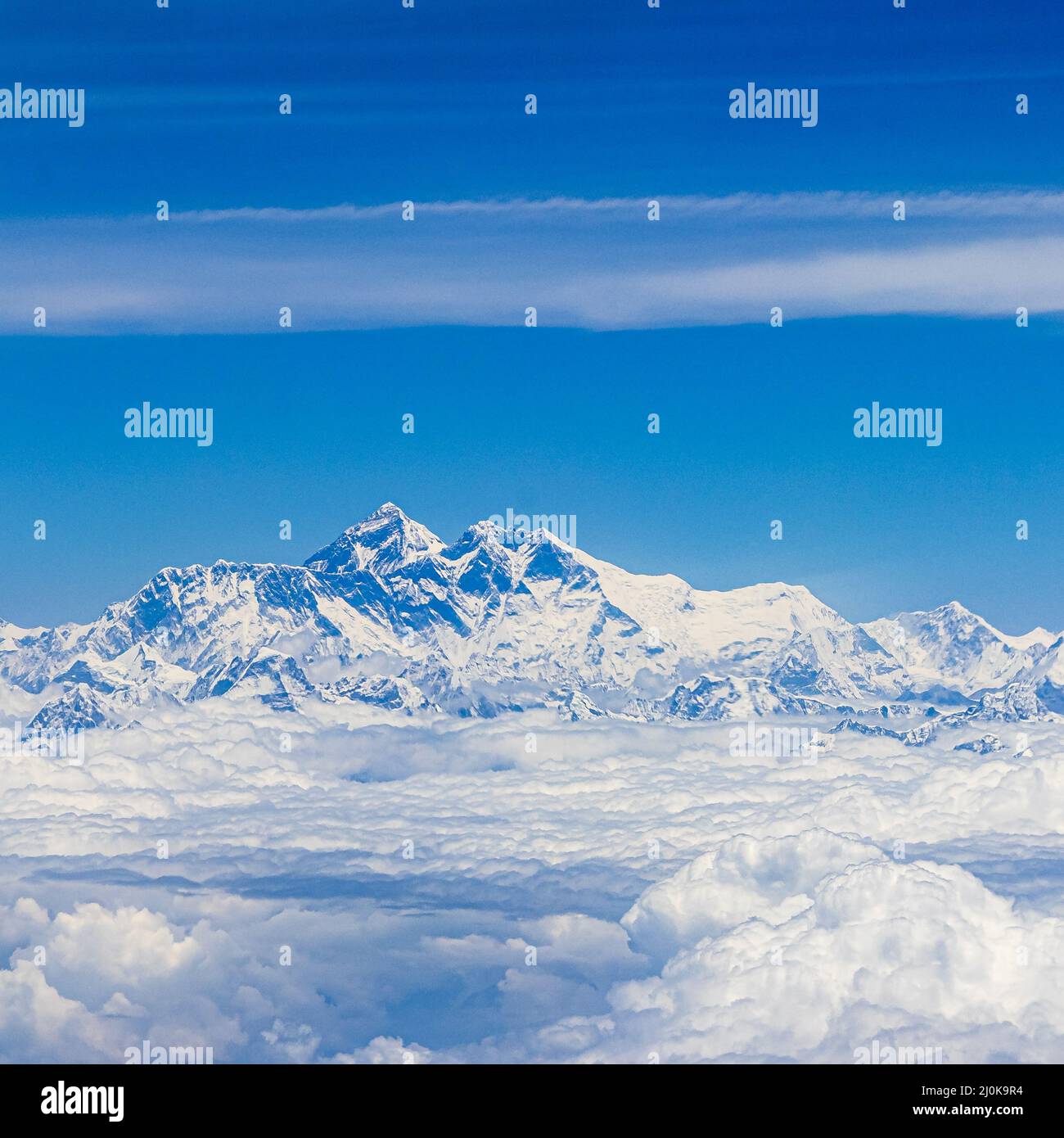 Mount Everest in Himalaya. 8848 m highest mountain on earth Stock Photo ...