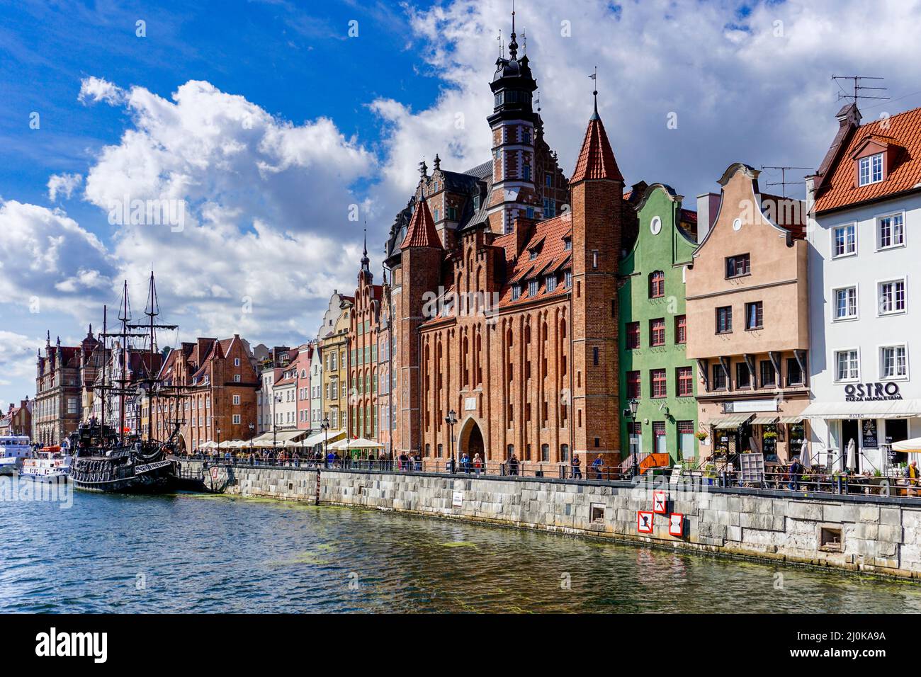 View of the historic city center of Danzig on the Motlawa Canal Stock ...