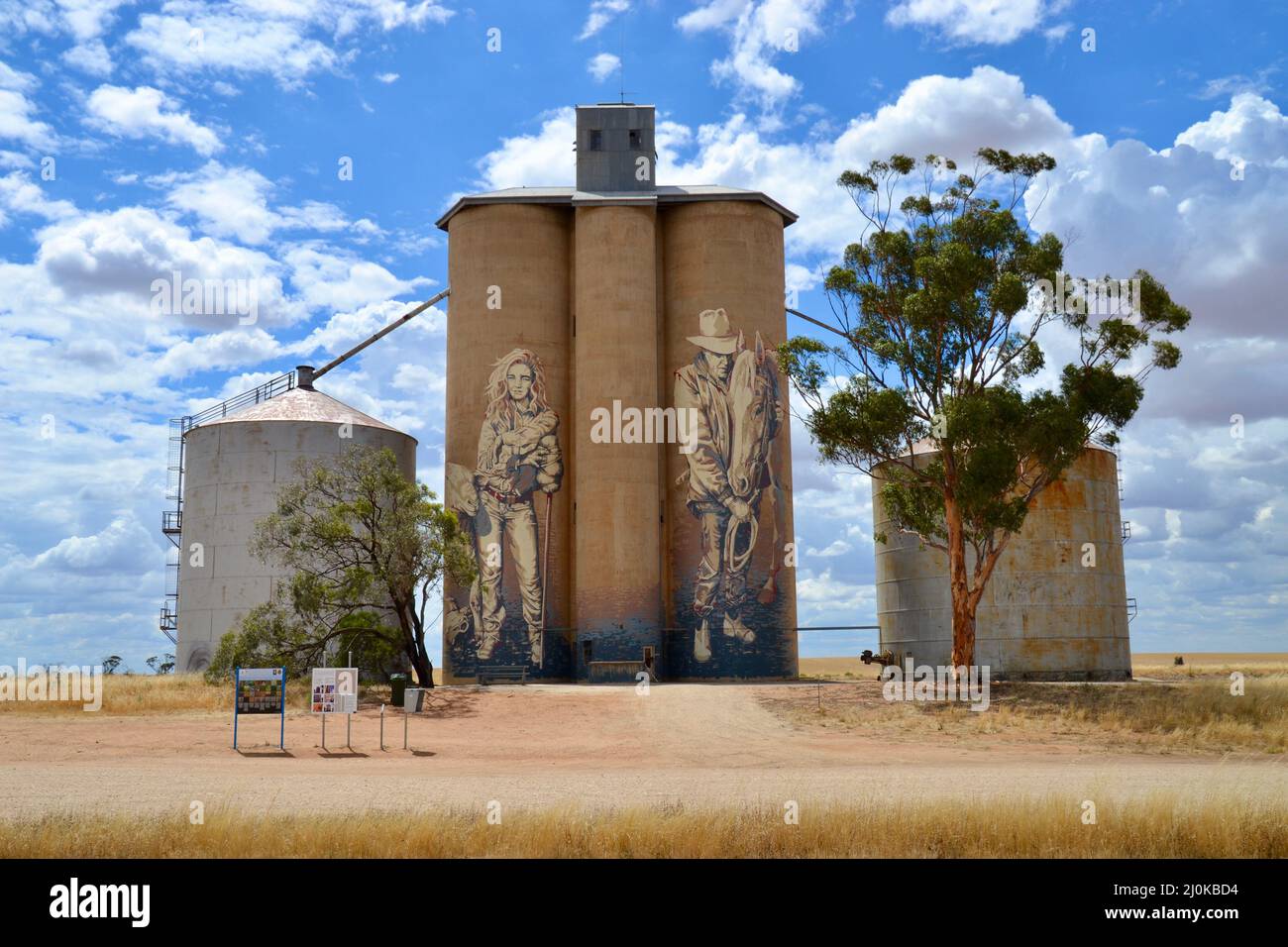 Mallee silo art hi-res stock photography and images - Alamy