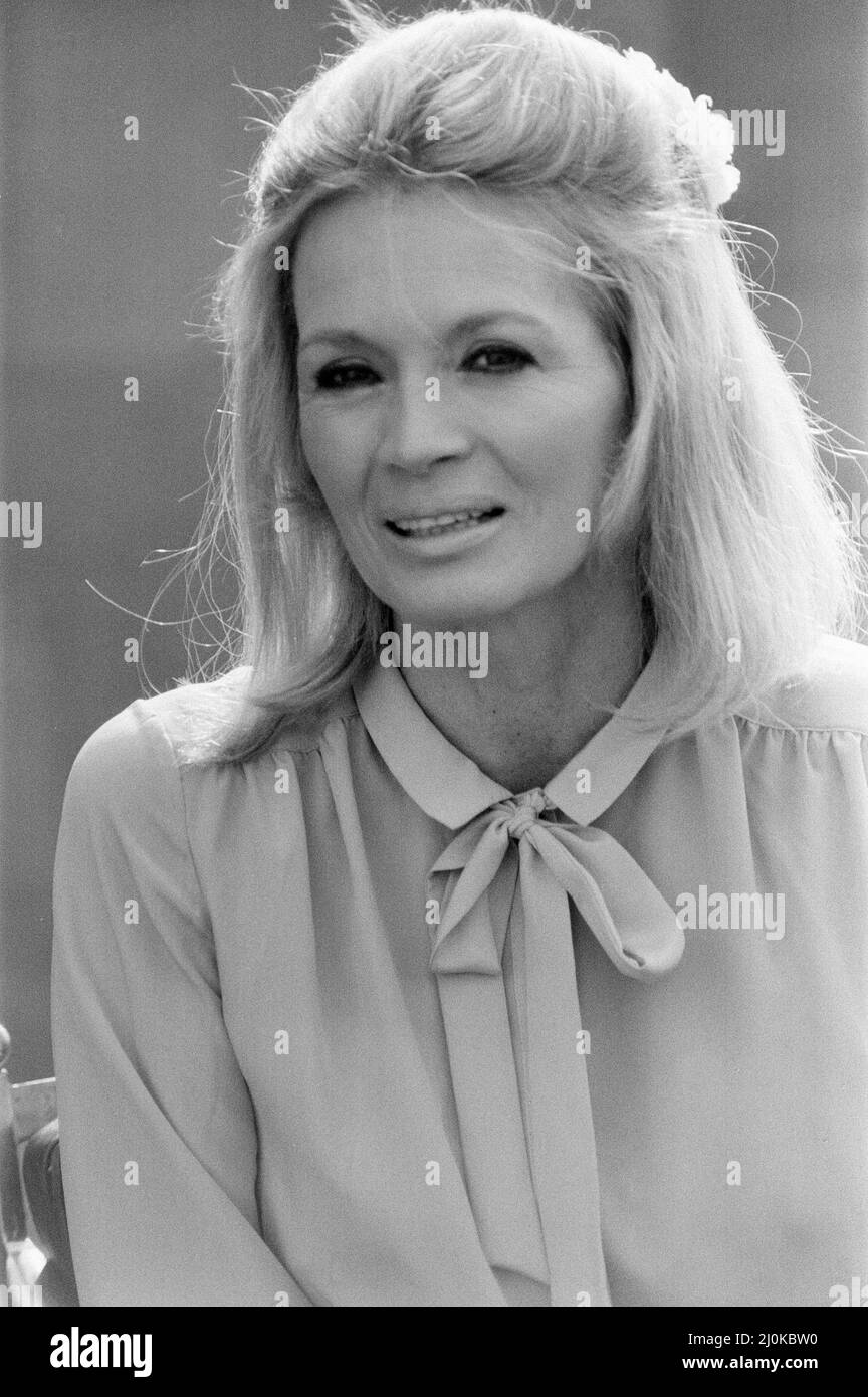 1980s tv night Black and White Stock Photos & Images - Alamy