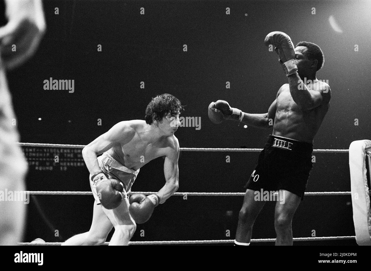 Maurice Hope v Carlos Herrera WBC World Super Welterweight Title ...