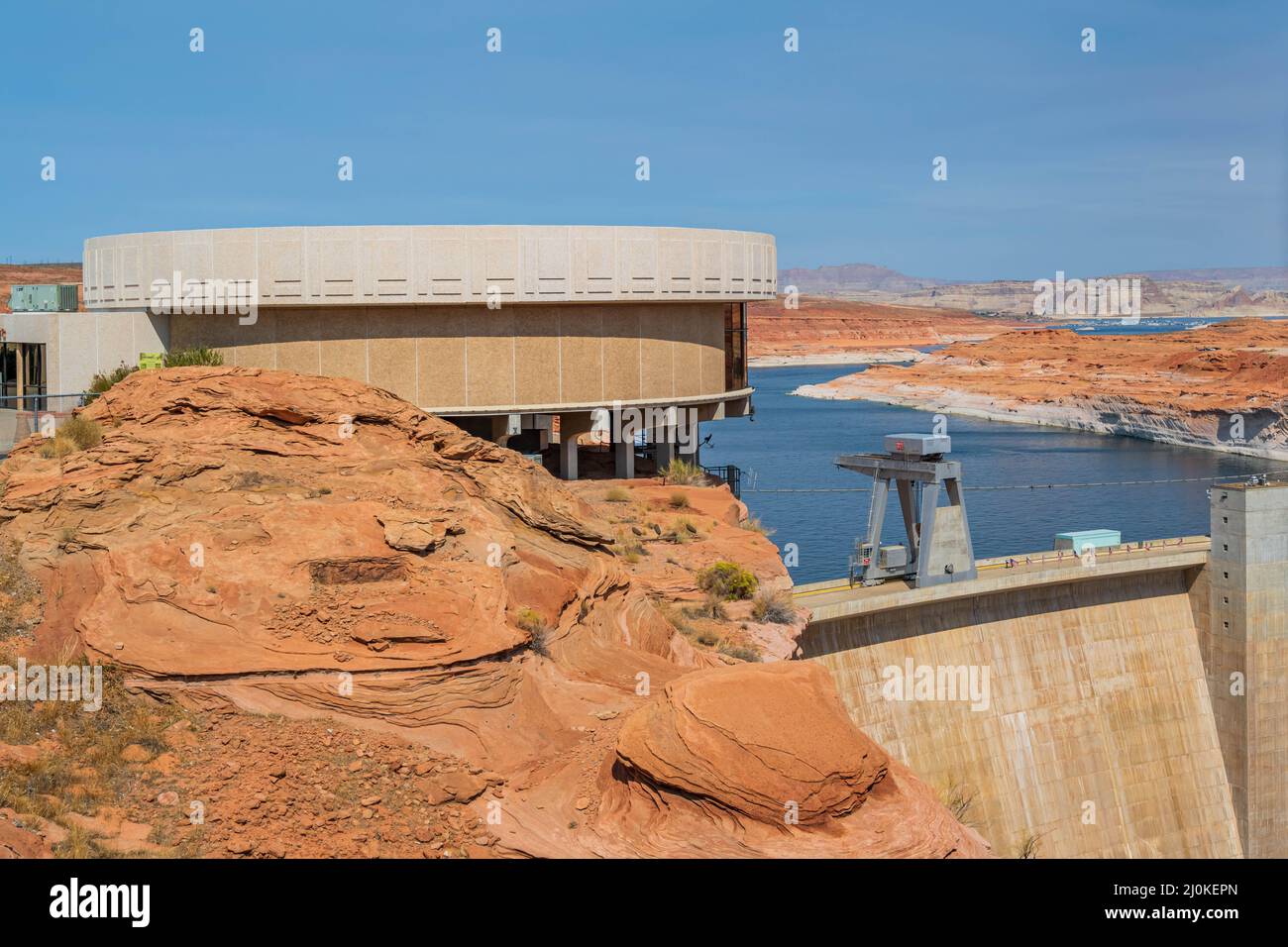 Arch gravity dam hi-res stock photography and images - Alamy