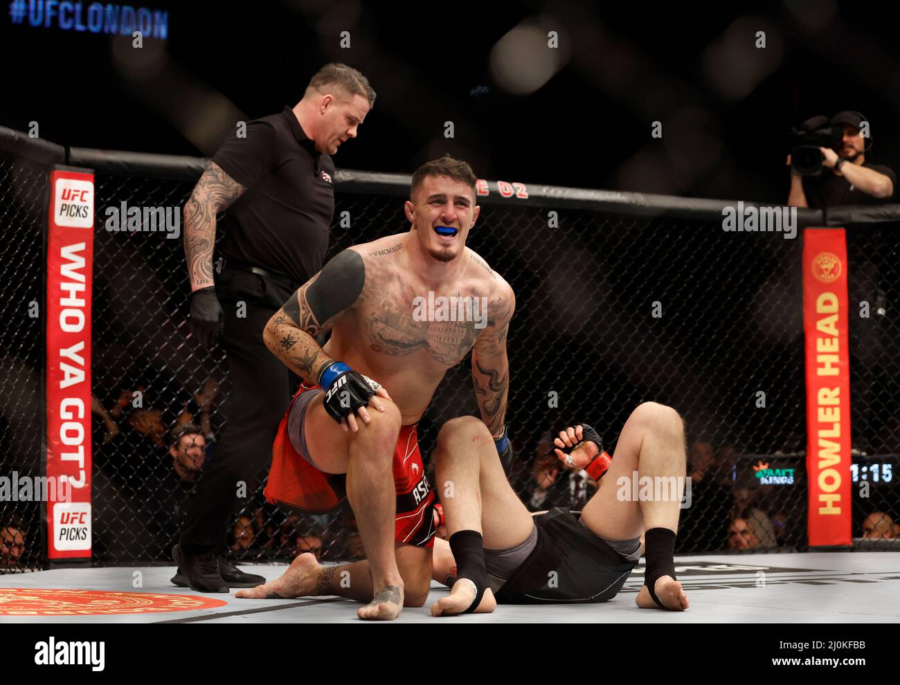 Tom aspinall hi-res stock photography and images - Alamy