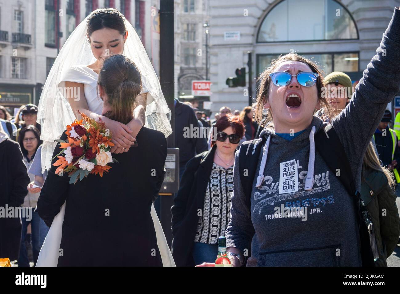 Bridal photoshoot hi-res stock photography and images - Alamy