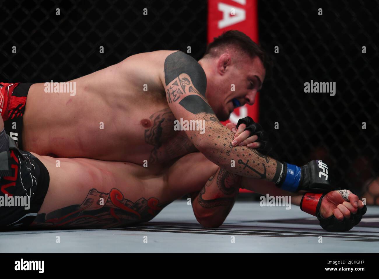 Straight arm lock hi-res stock photography and images - Alamy