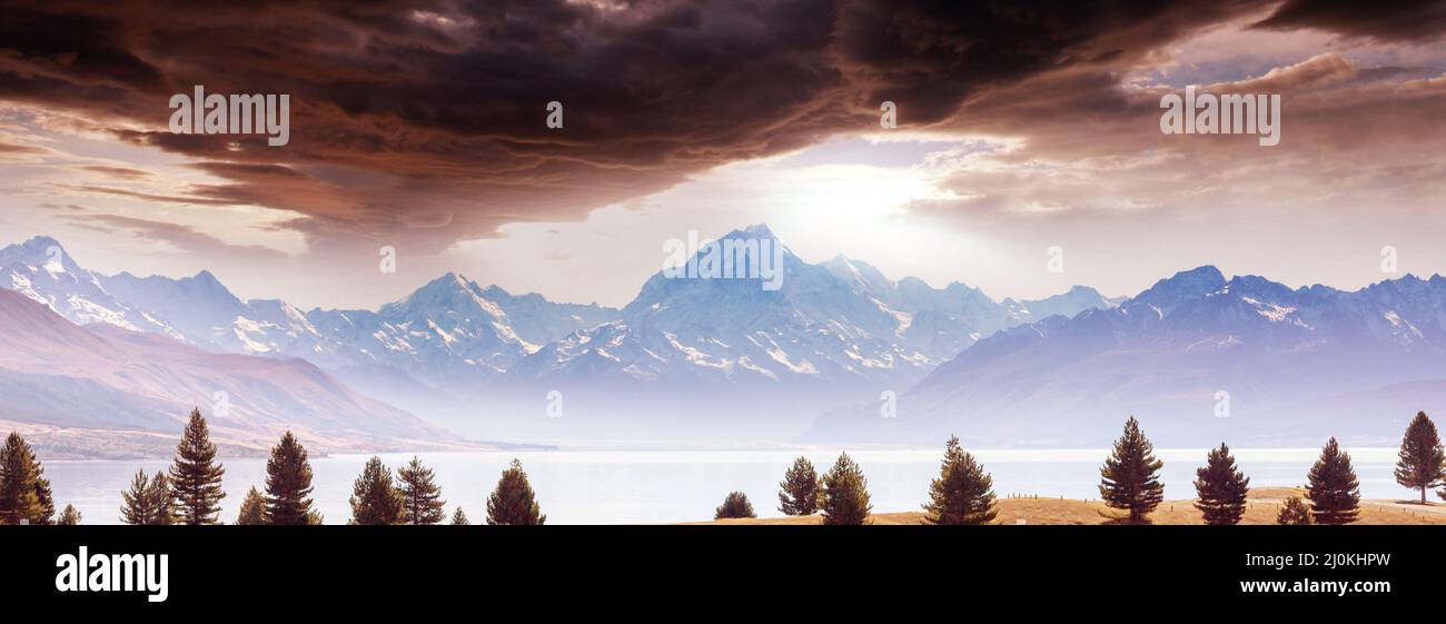 Inspiring journey hi-res stock photography and images - Alamy