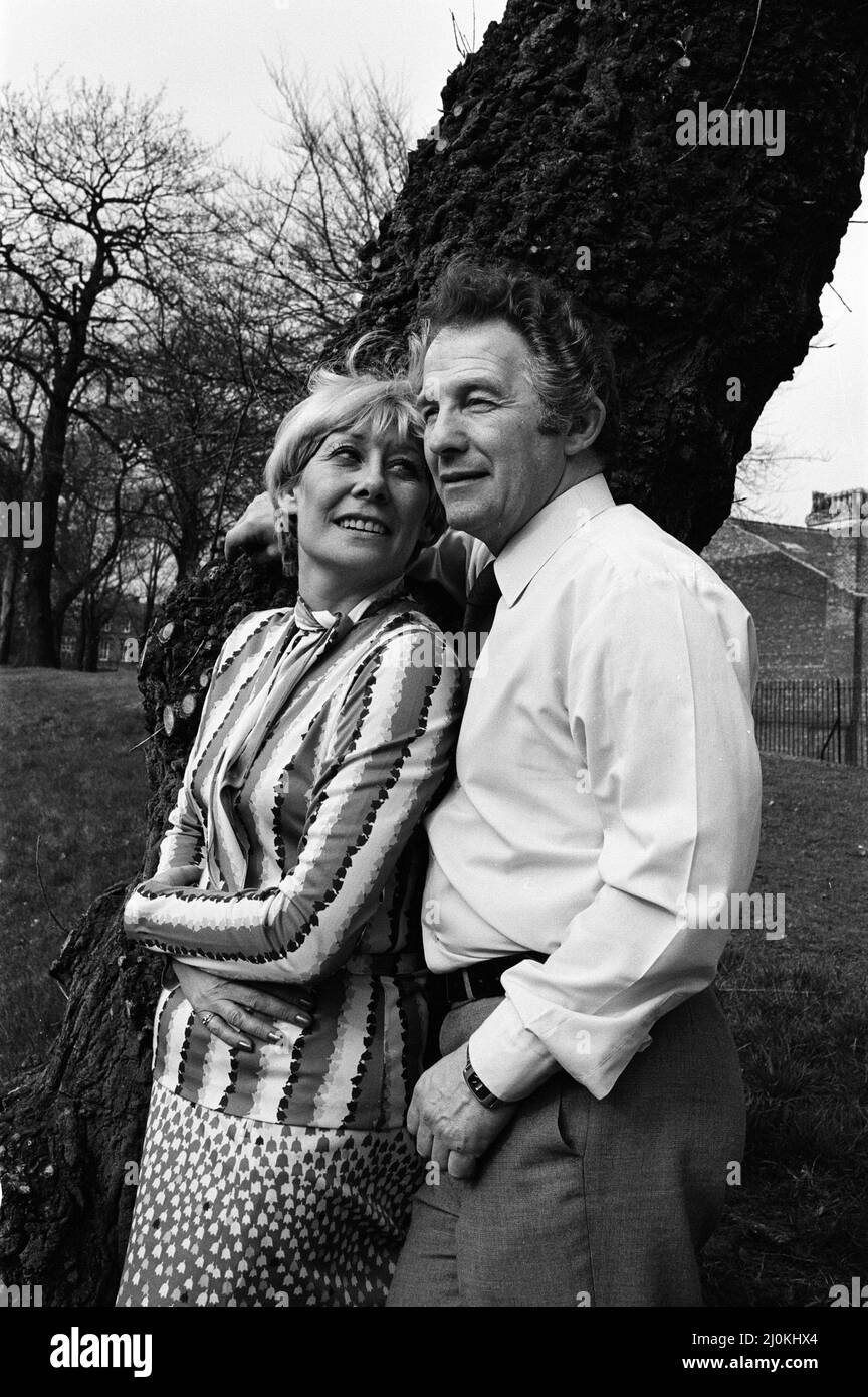 Coronation Street actress Liz Dawn with Derek Bennett. 18th April 1982 ...