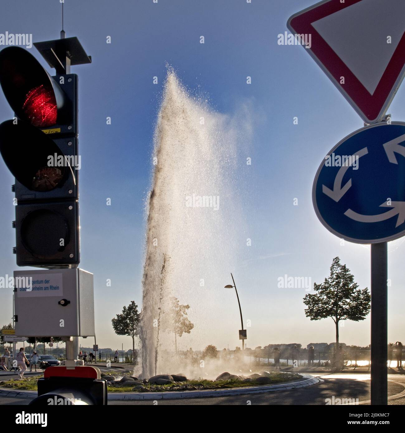 Monheimer Geyser in the closed roundabout during the eruption, Monheim ...