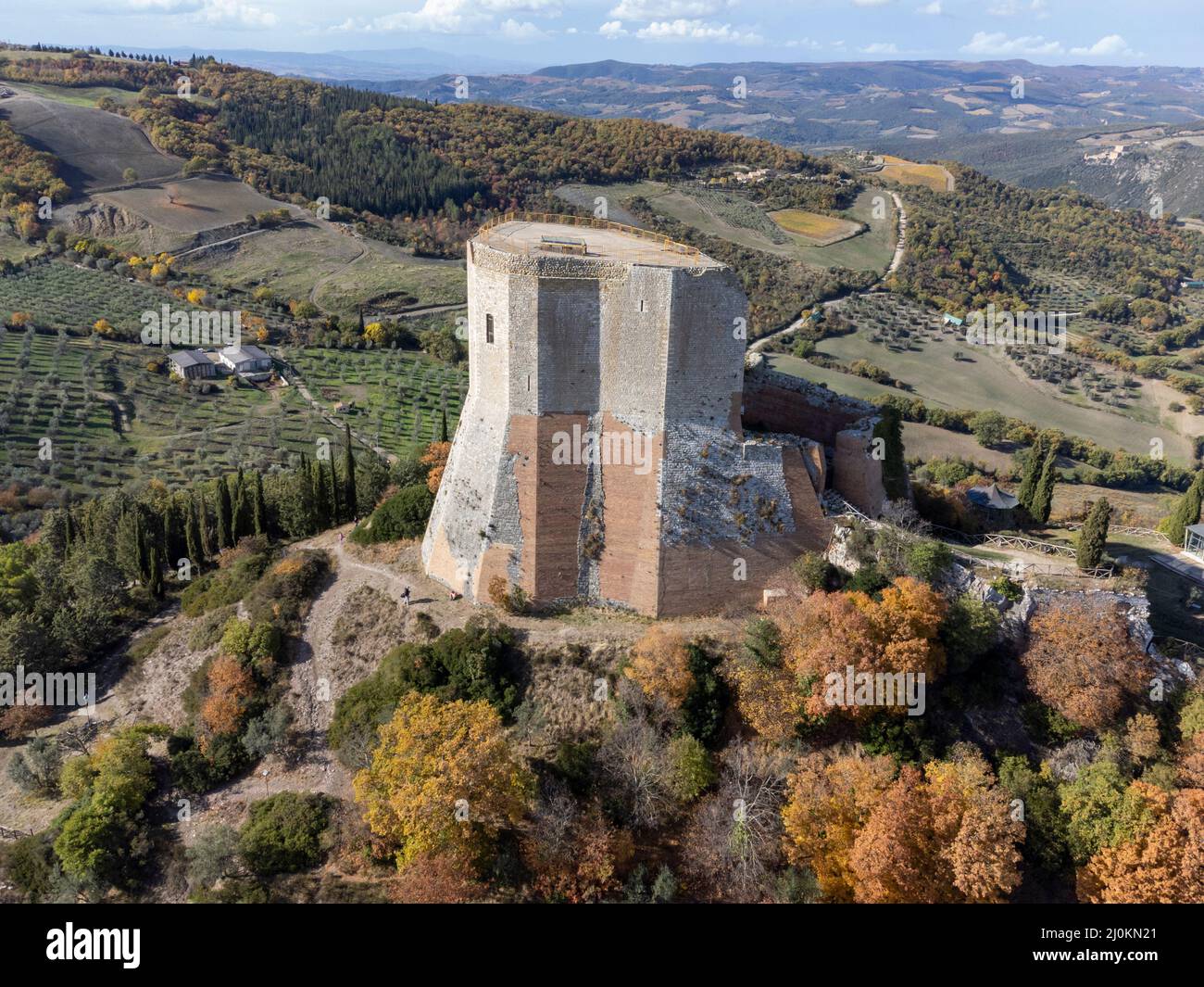 Medieval fortification castle on hilltop and view on hills in Tuscany ...