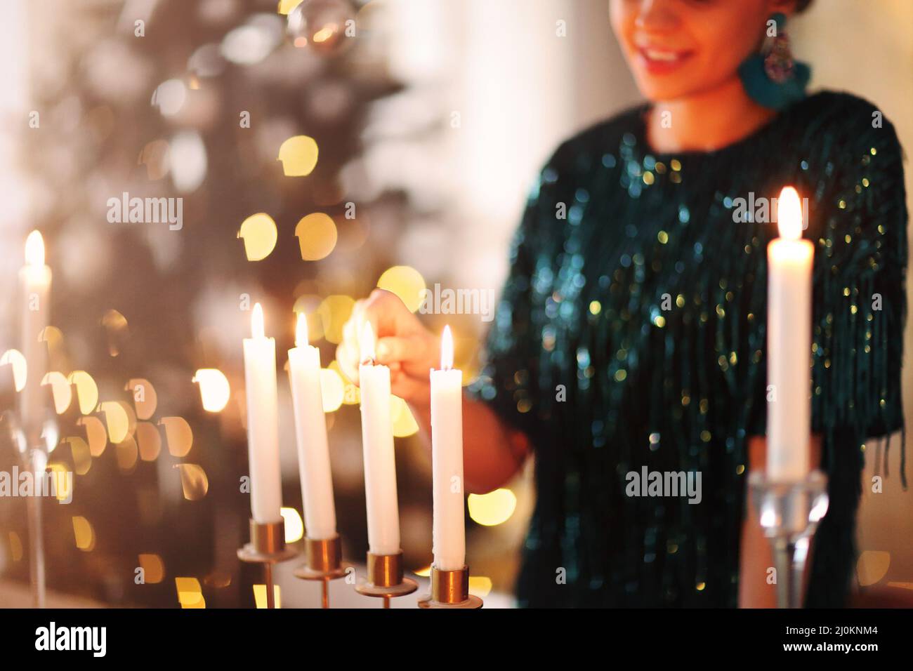 Crop lighting hi-res stock photography and images - Alamy