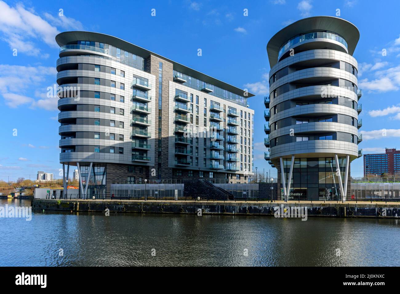 Waters architecture hi-res stock photography and images - Alamy