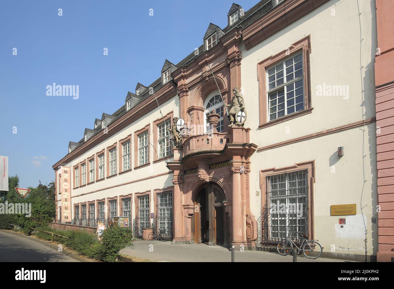 Icon Museum in Sachsenhausen, Frankfurt, Hesse, Germany Stock Photo - Alamy