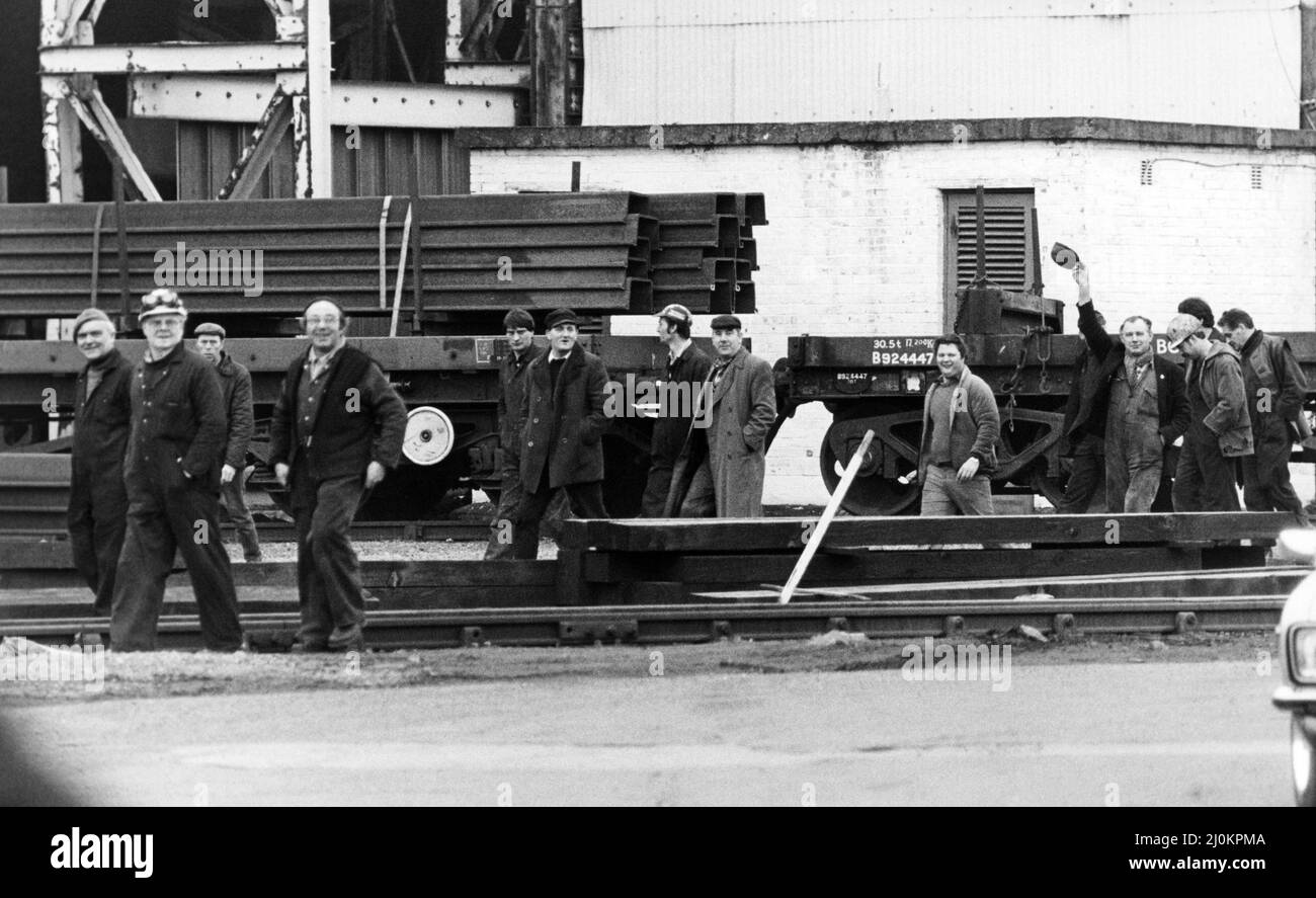 Cargo fleet works hi-res stock photography and images - Alamy
