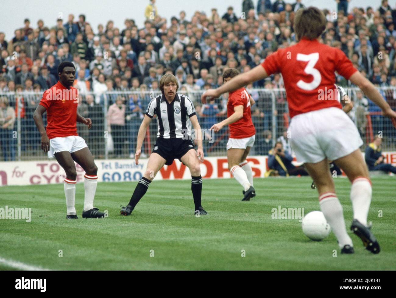 Barnsley v Newcastle United. Left to right, W Campbell, J Brownlie ...