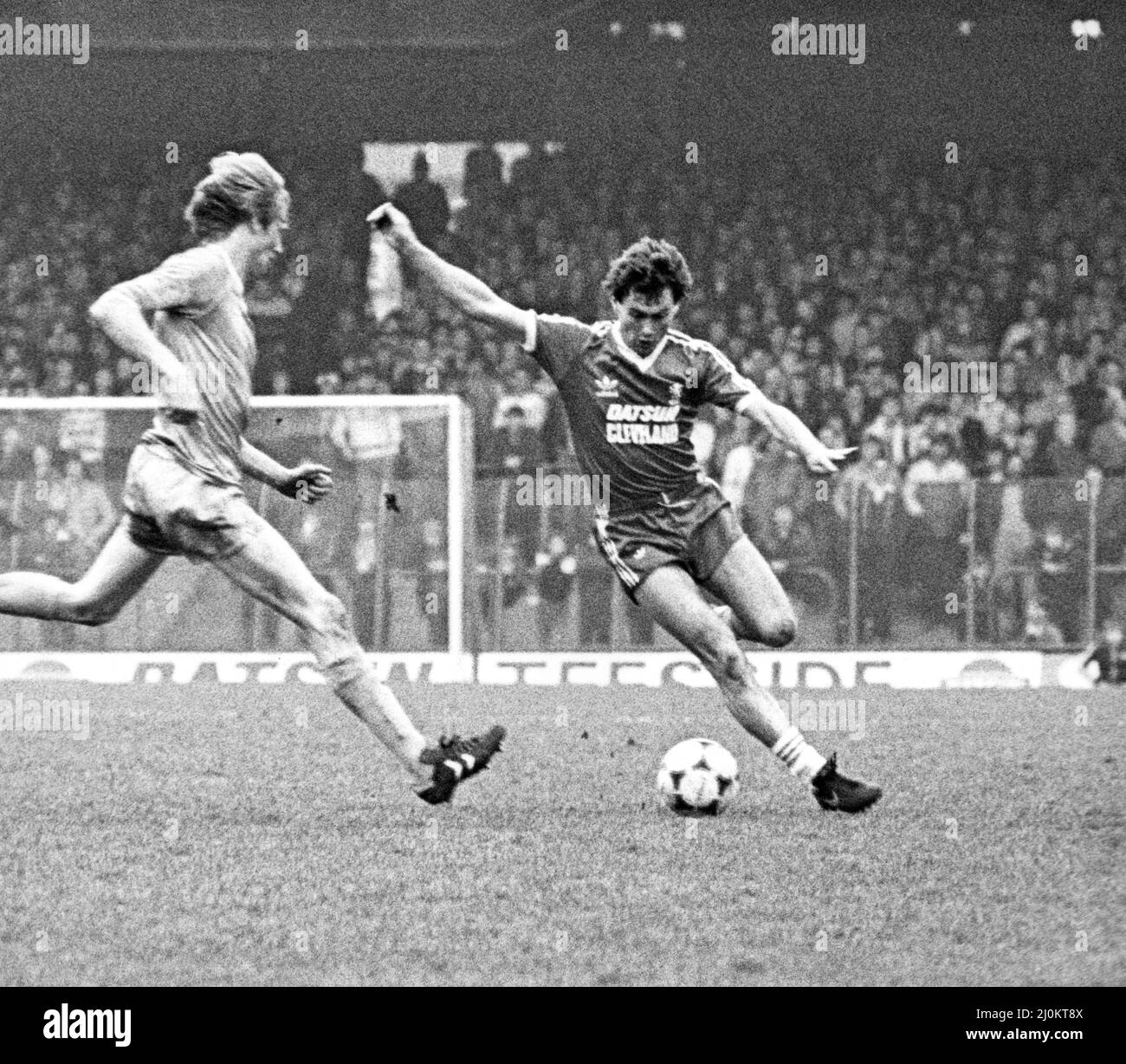 Middlesborough's new signing, Dave Thomas, shows his style to get past ...