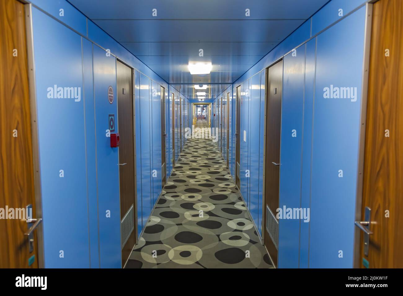 Cruise ship interior inside hi-res stock photography and images - Alamy