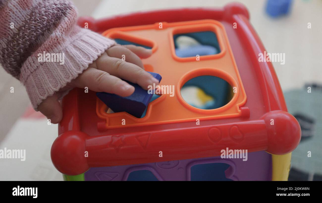 Different hand shapes hi-res stock photography and images - Alamy