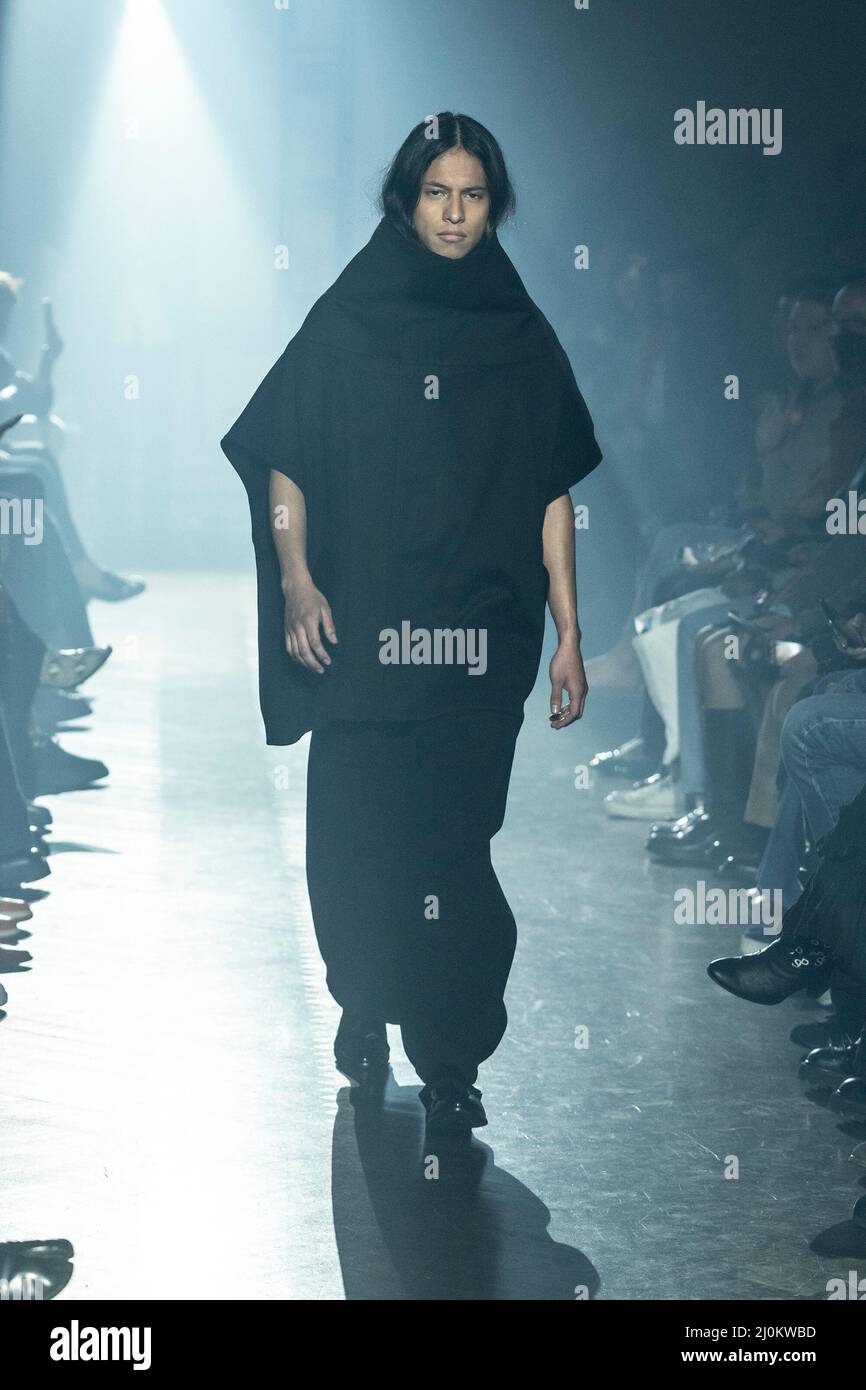 Will chavarria fashion show hi-res stock photography and images - Alamy