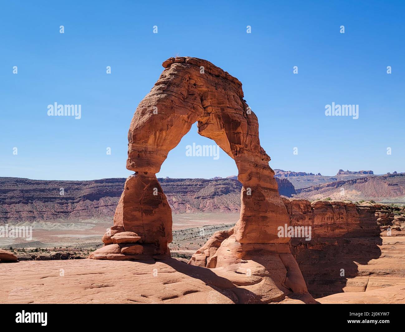Outdoor arches hi-res stock photography and images - Alamy