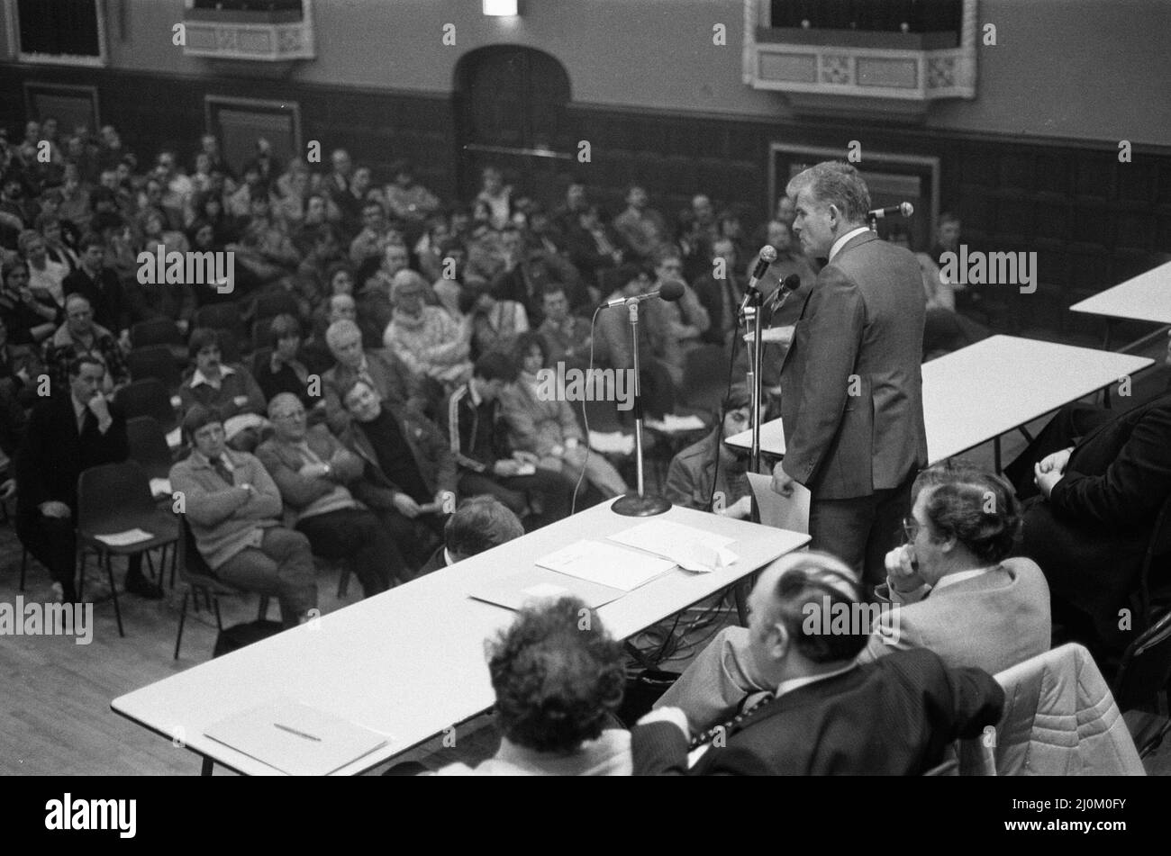 Round oak steel works hi-res stock photography and images - Alamy