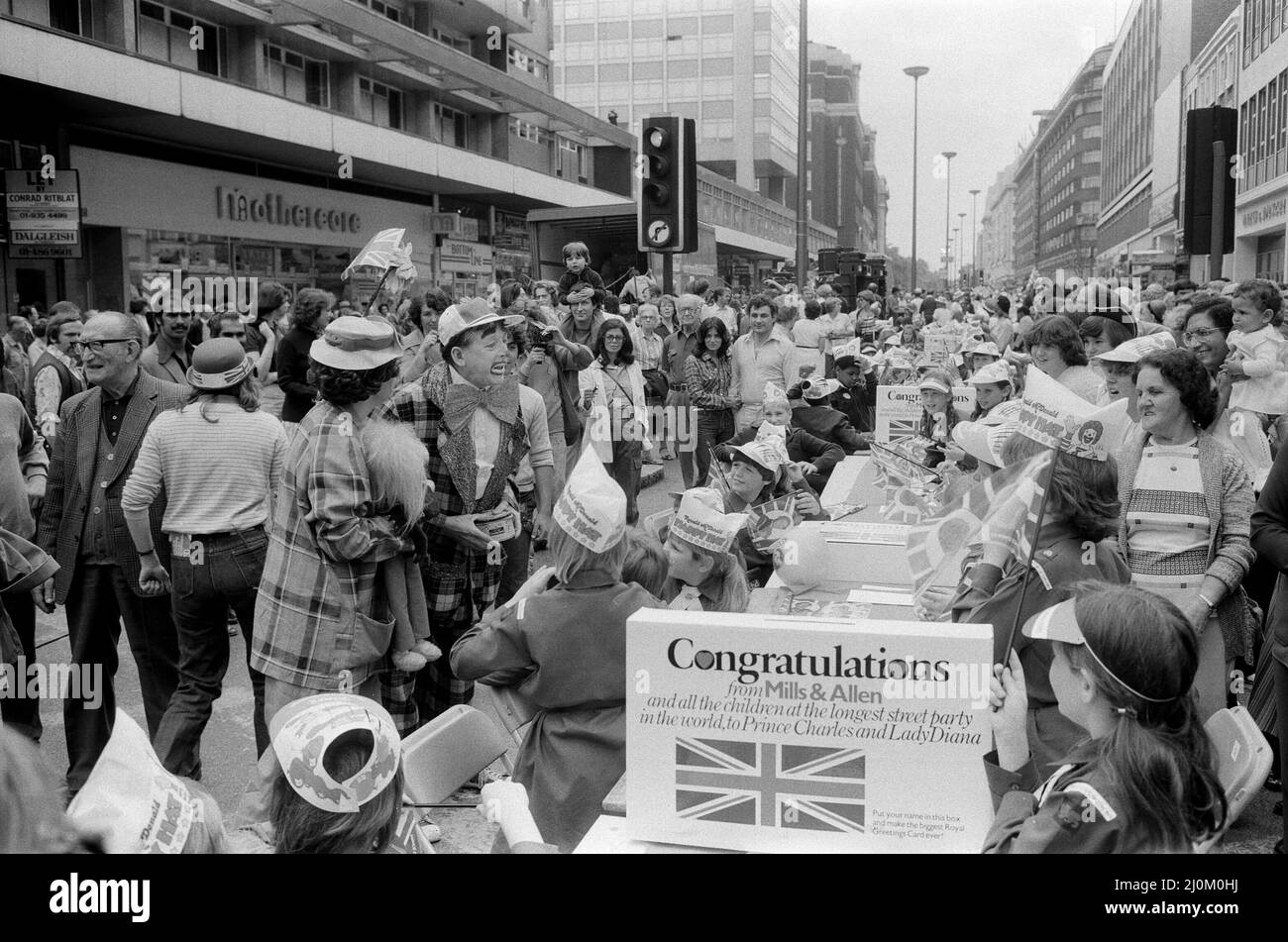 1981 royal wedding street party hi-res stock photography and images - Alamy