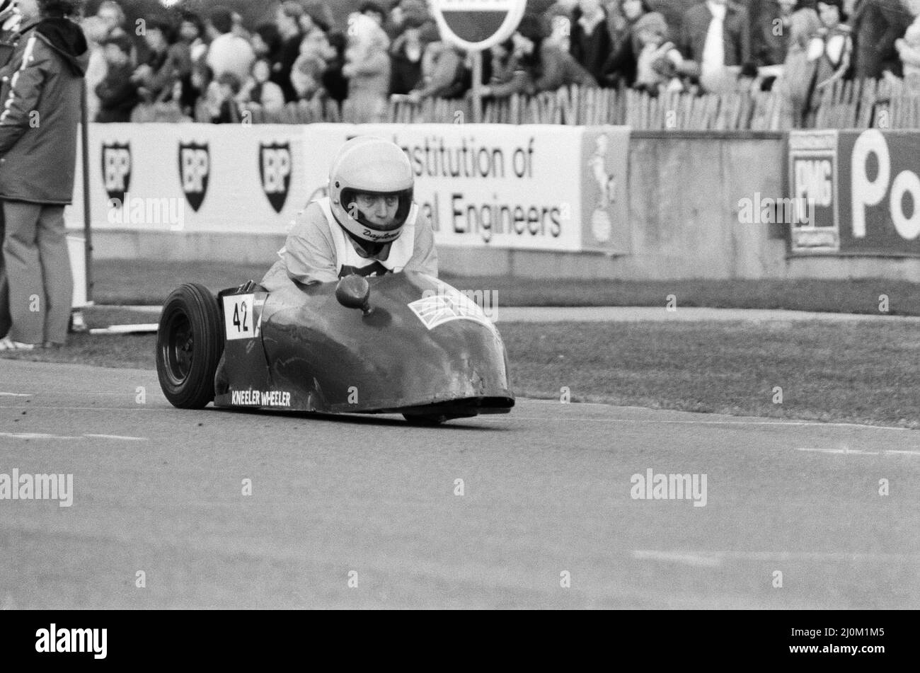 Electric Car Trials in England. The Lucas Electrathon race at Donington ...