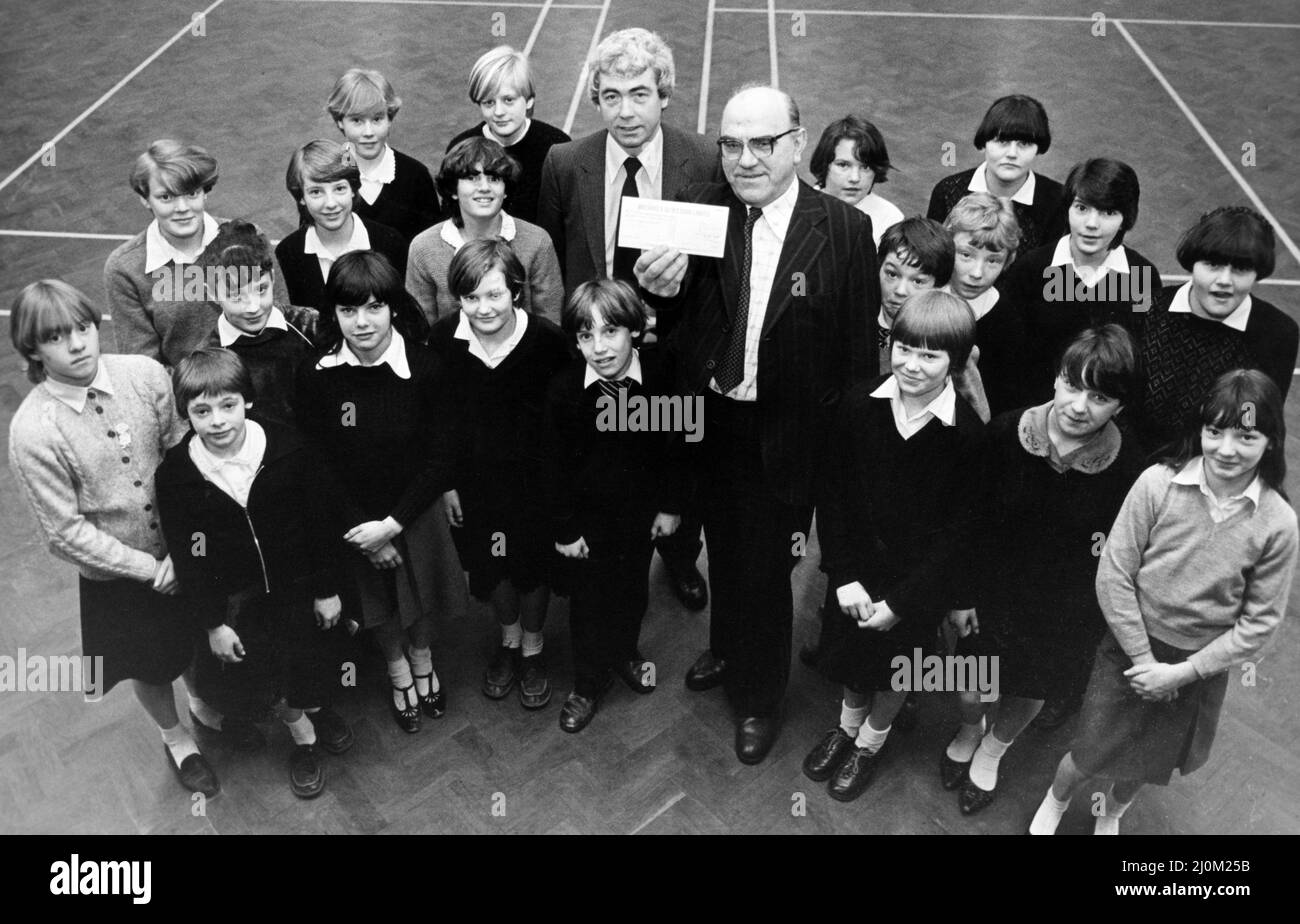 Ormesby School, Netherfields, Middlesbrough, 1st April 1982. PTA ...