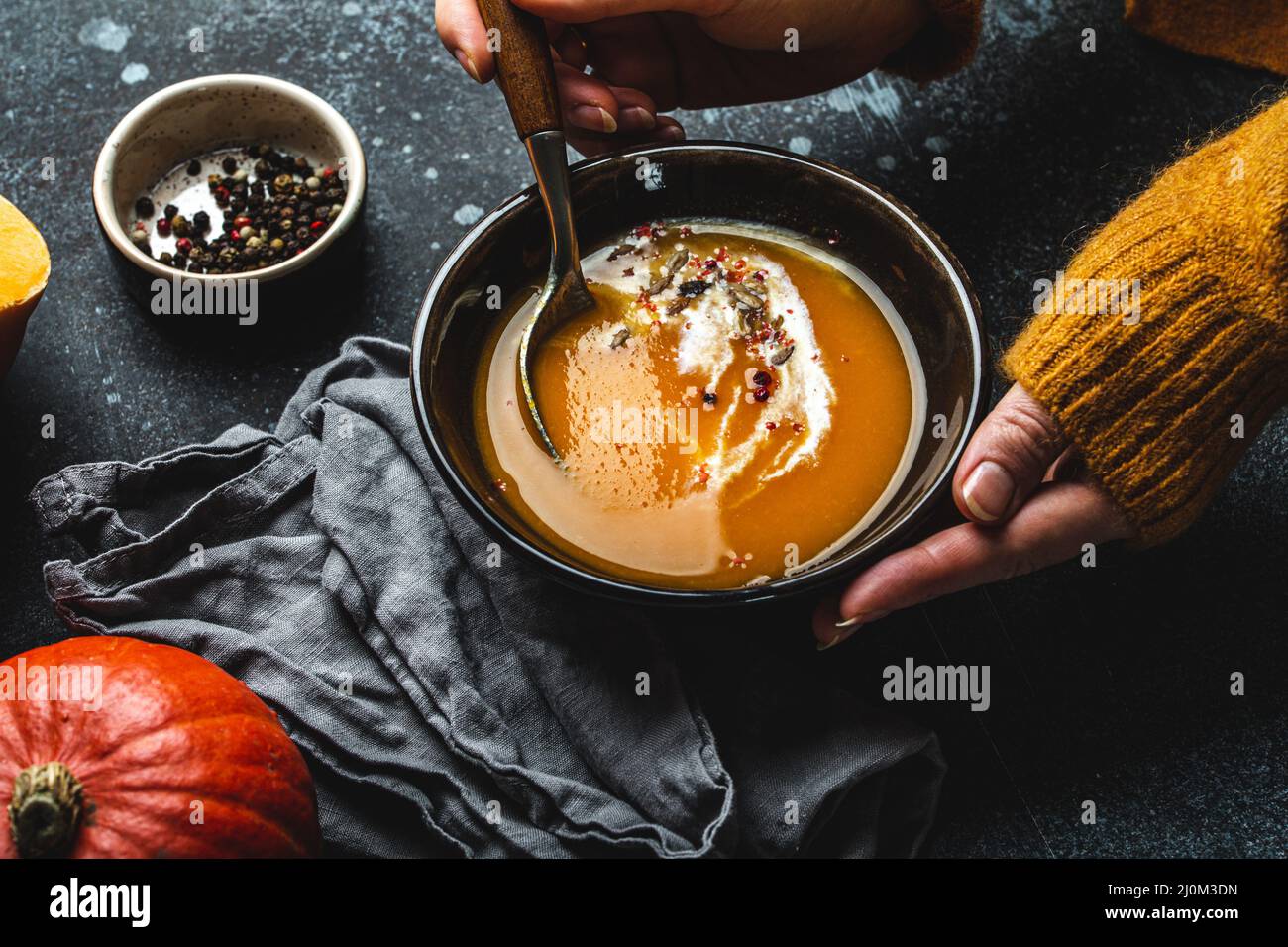 Hands holding bowl soup hi-res stock photography and images - Alamy