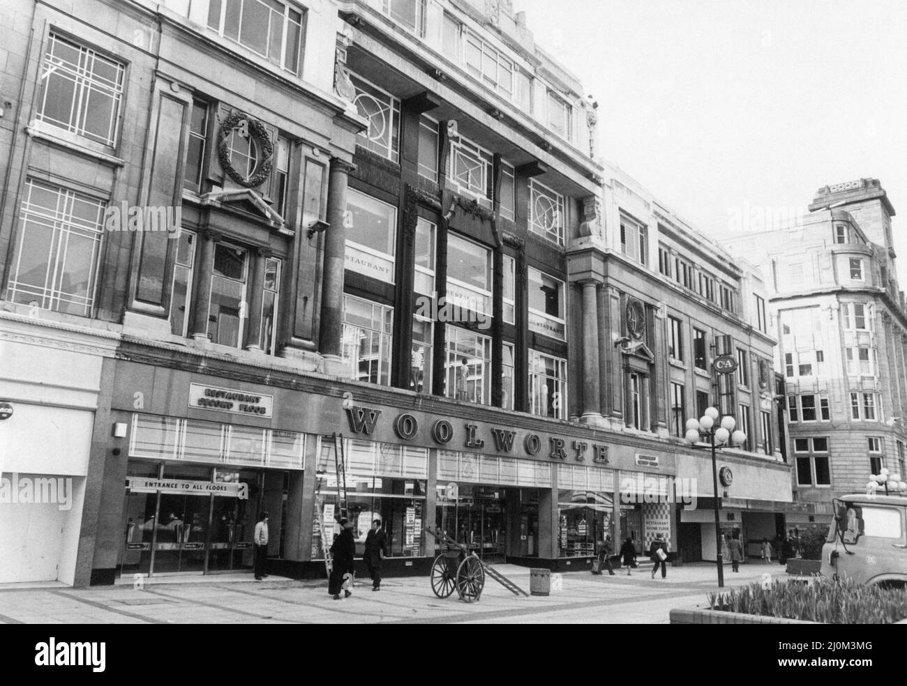 F W Woolworth Department Store, Liverpool, 11th March 1982 Stock Photo ...