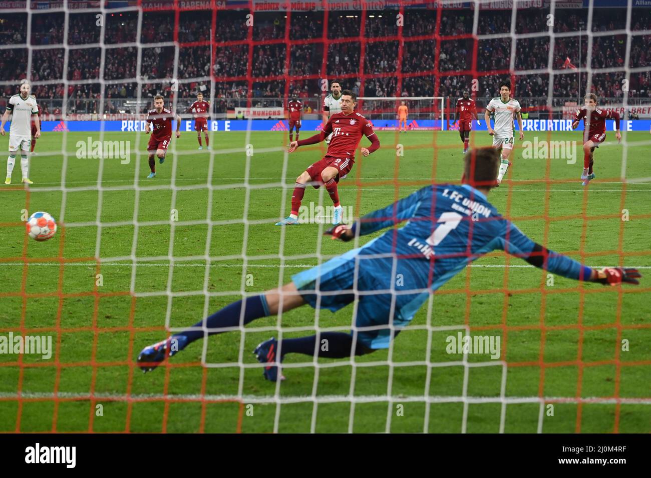Camera shot from behind the goal hi-res stock photography and images ...