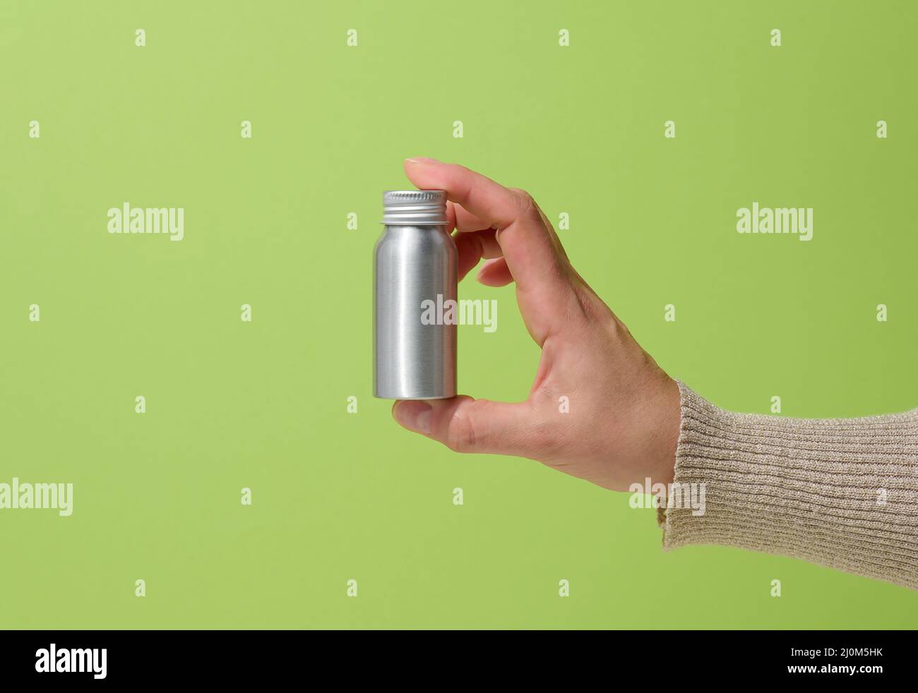Female arm holding silver hi-res stock photography and images - Alamy